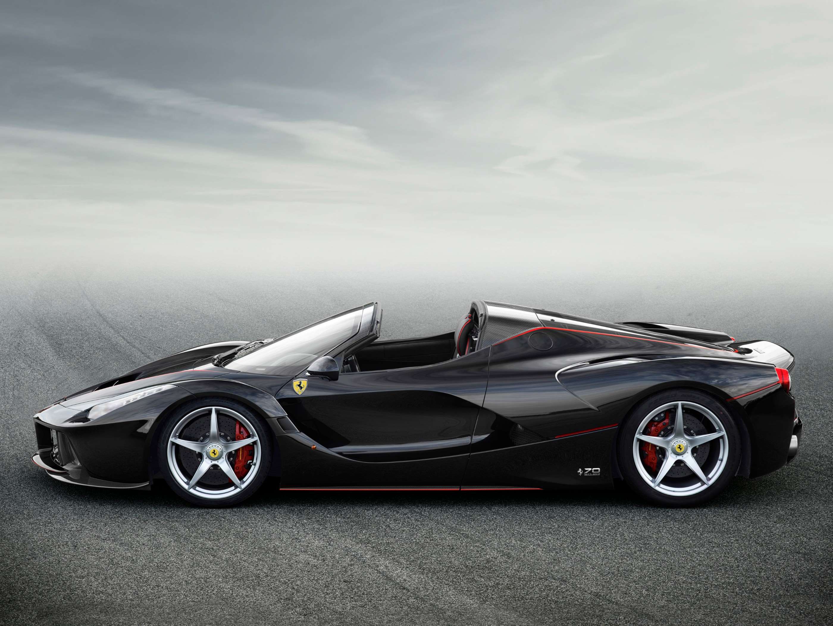 5 times the world's most beautiful hypercars went topless