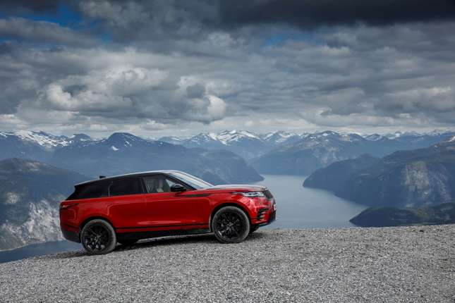 Range Rover Velar driven – the svelte urban SUV