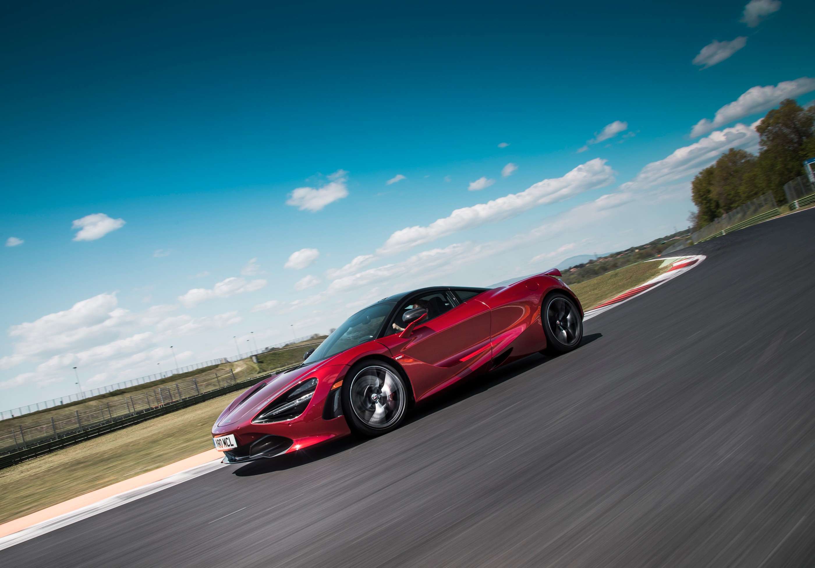 Review: McLaren 720S