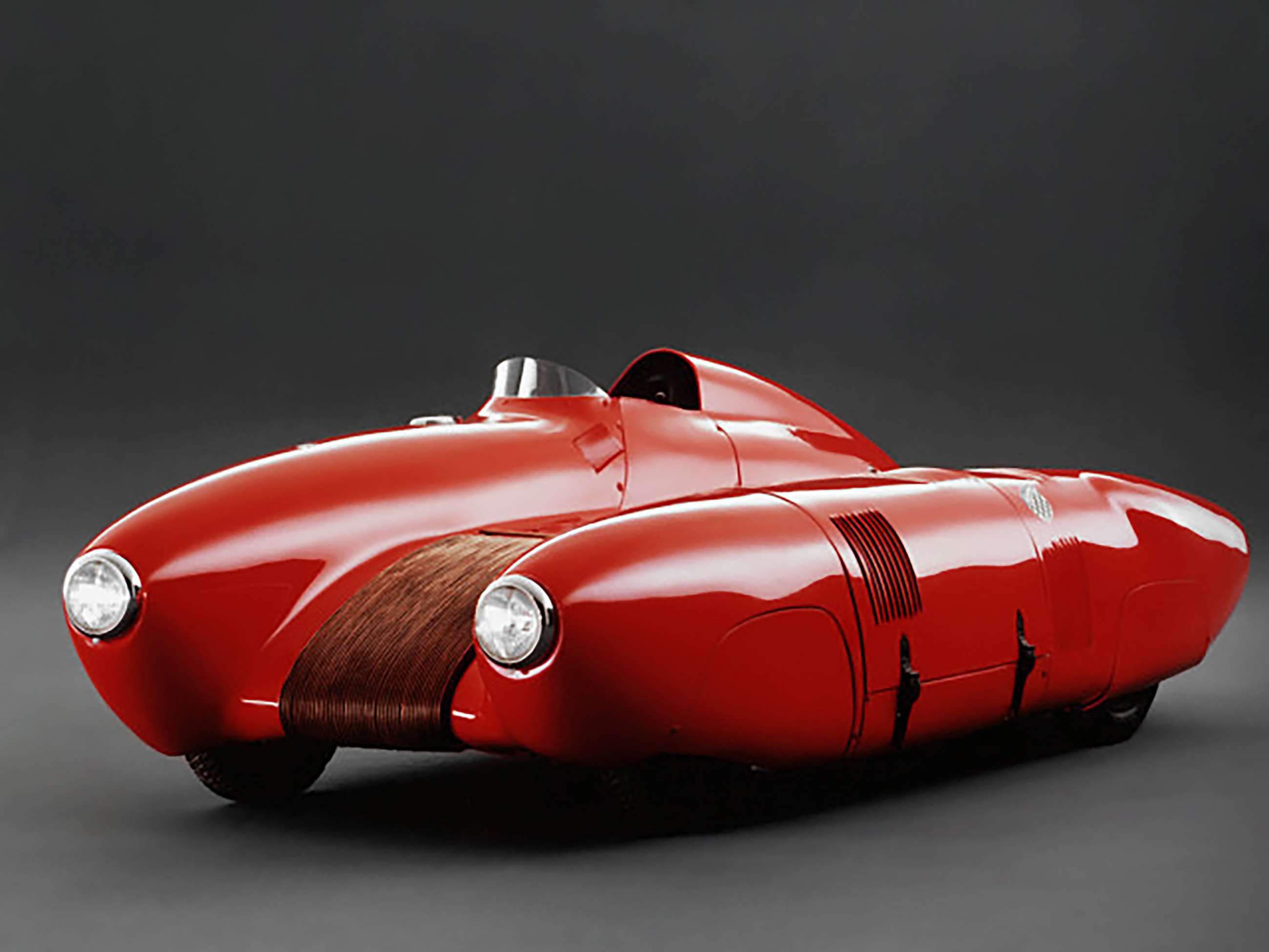 8 asymmetric cars that are so weird they're cool