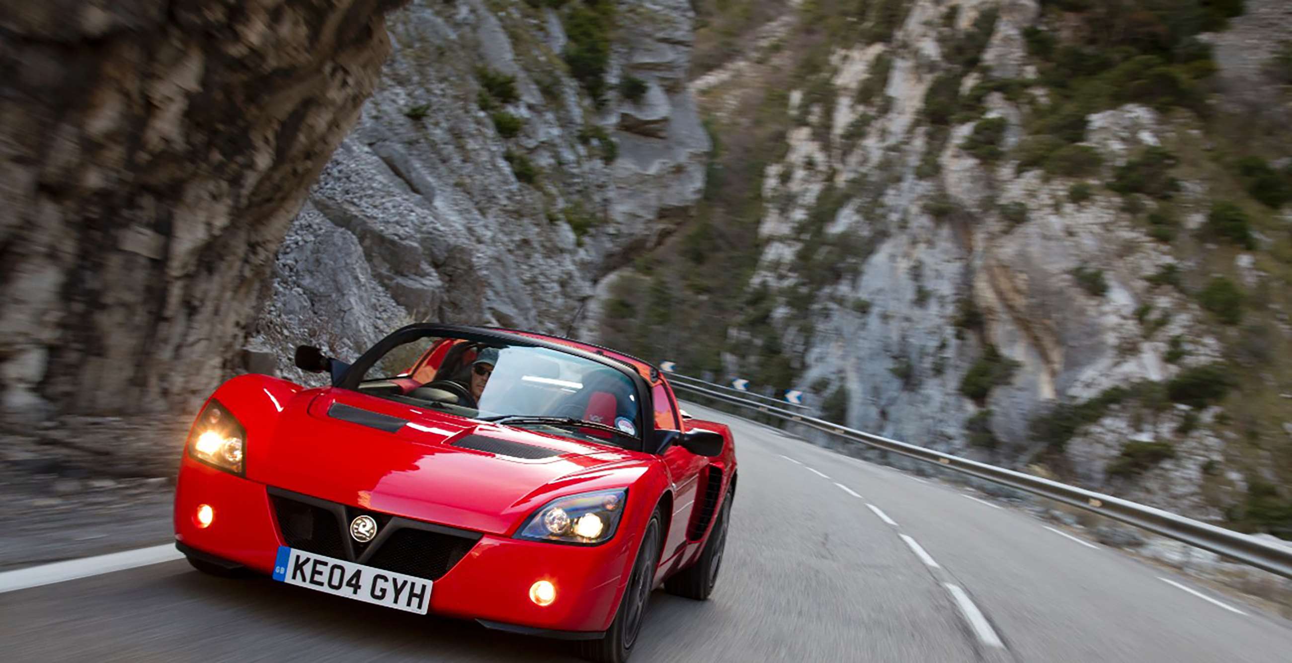 Classic First Drive: Vauxhall VXR220