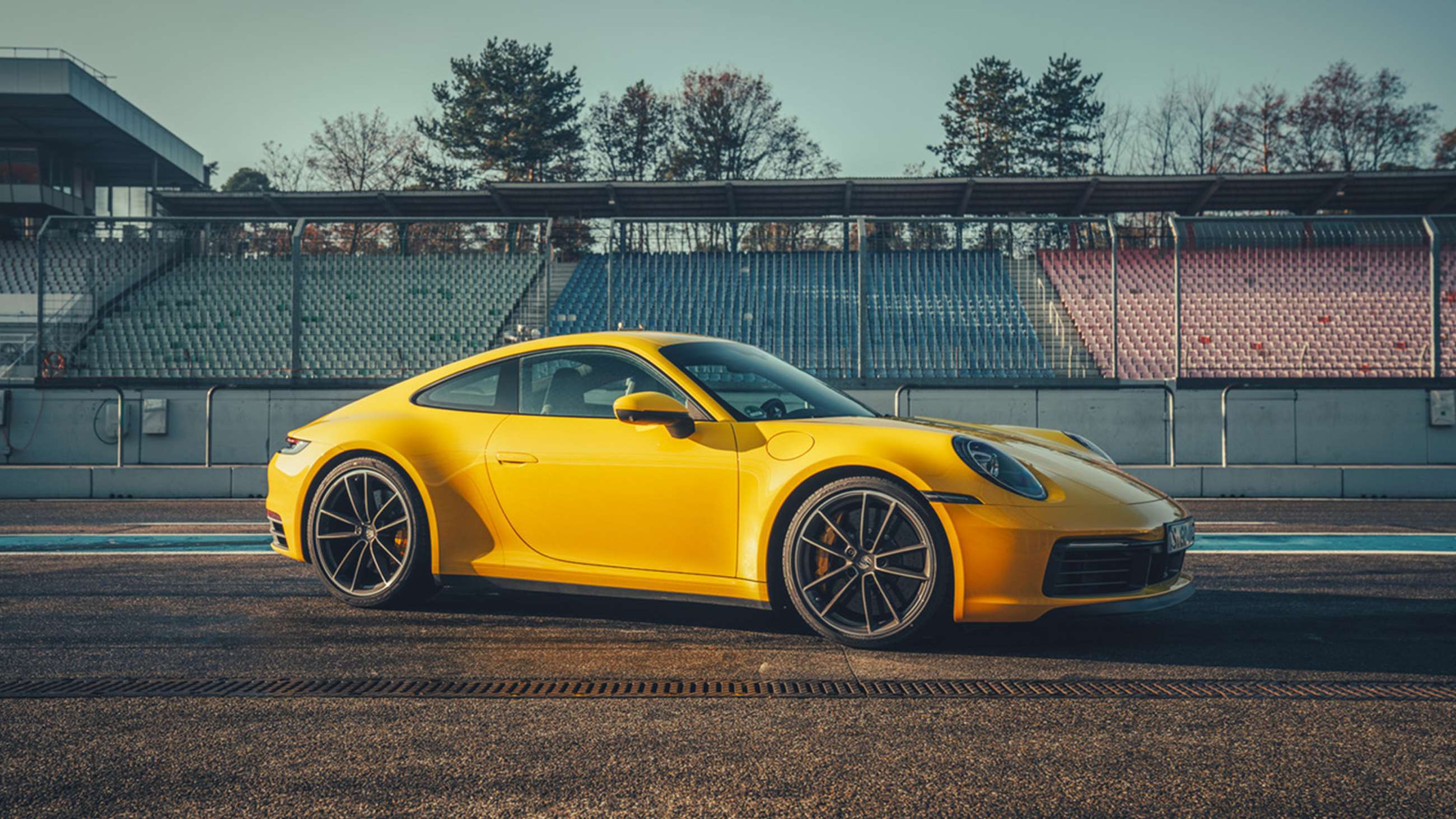 Review: Porsche 911 Carrera S 992