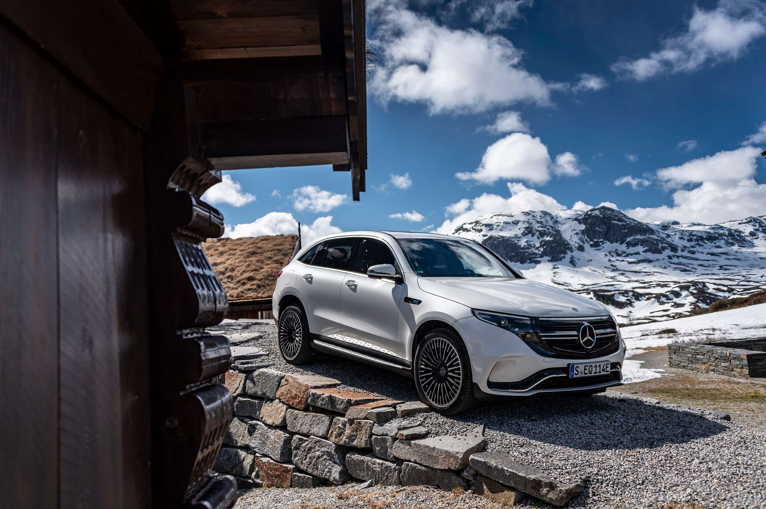 First Drive: 2021 Mercedes-Benz EQC Review | GRR