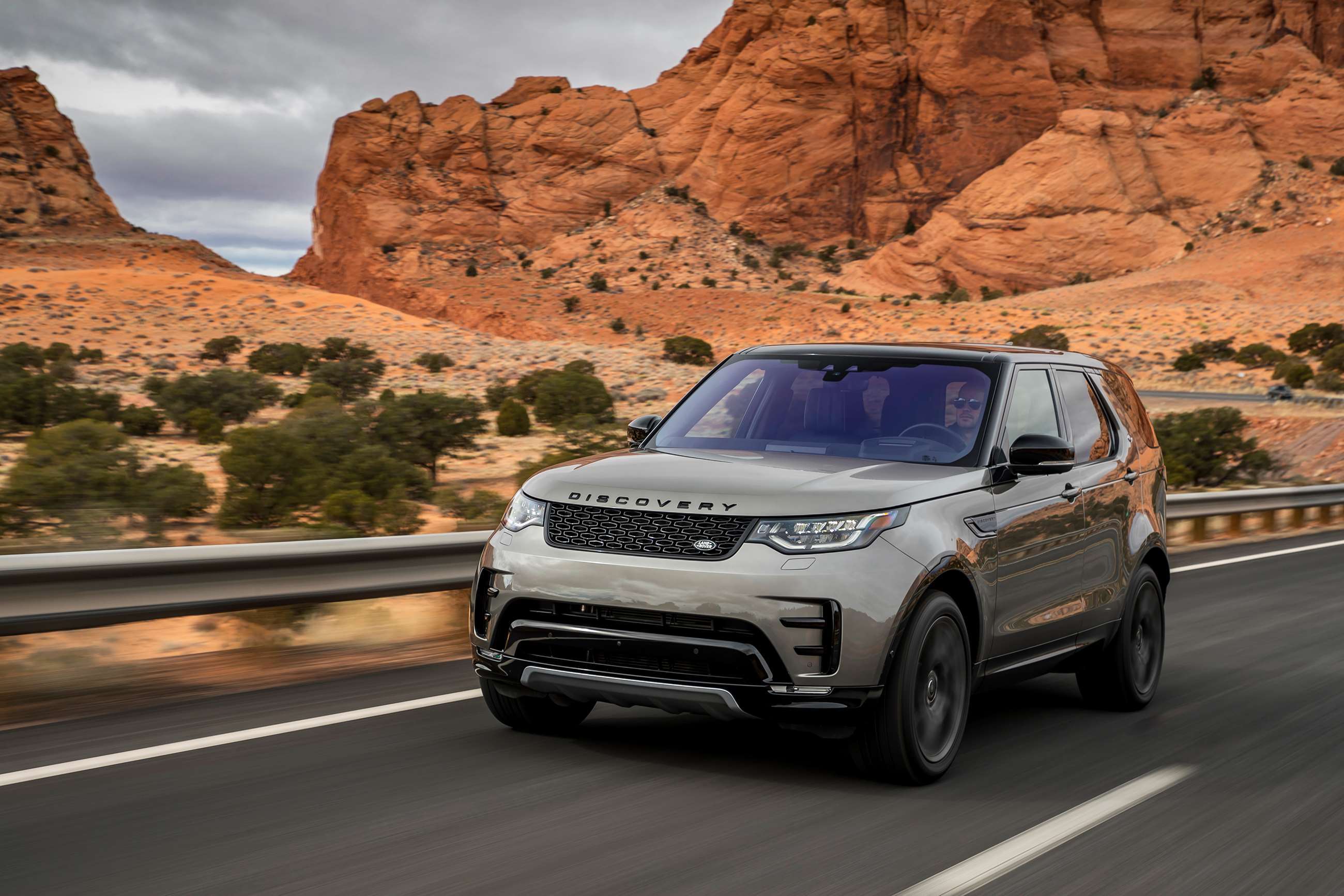 Celebrating 30 years of the Land Rover Discovery