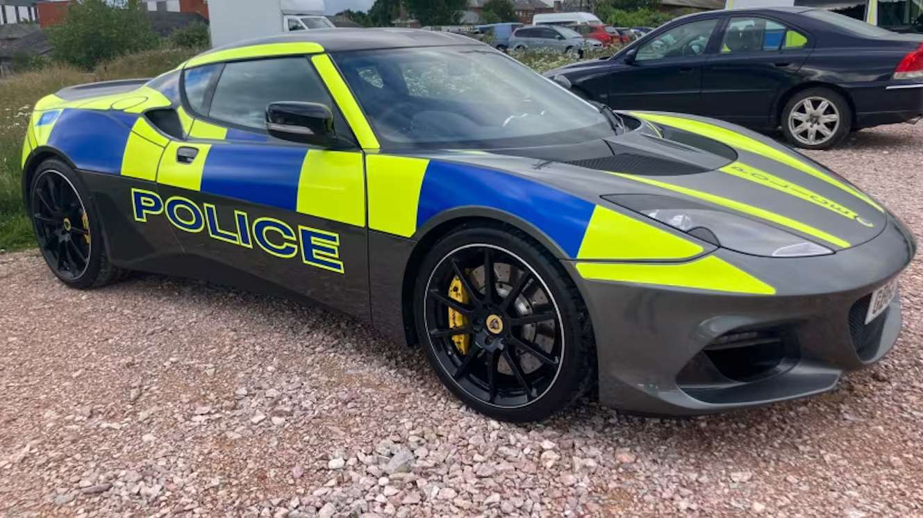 The 10 coolest cop cars in the world | GRR