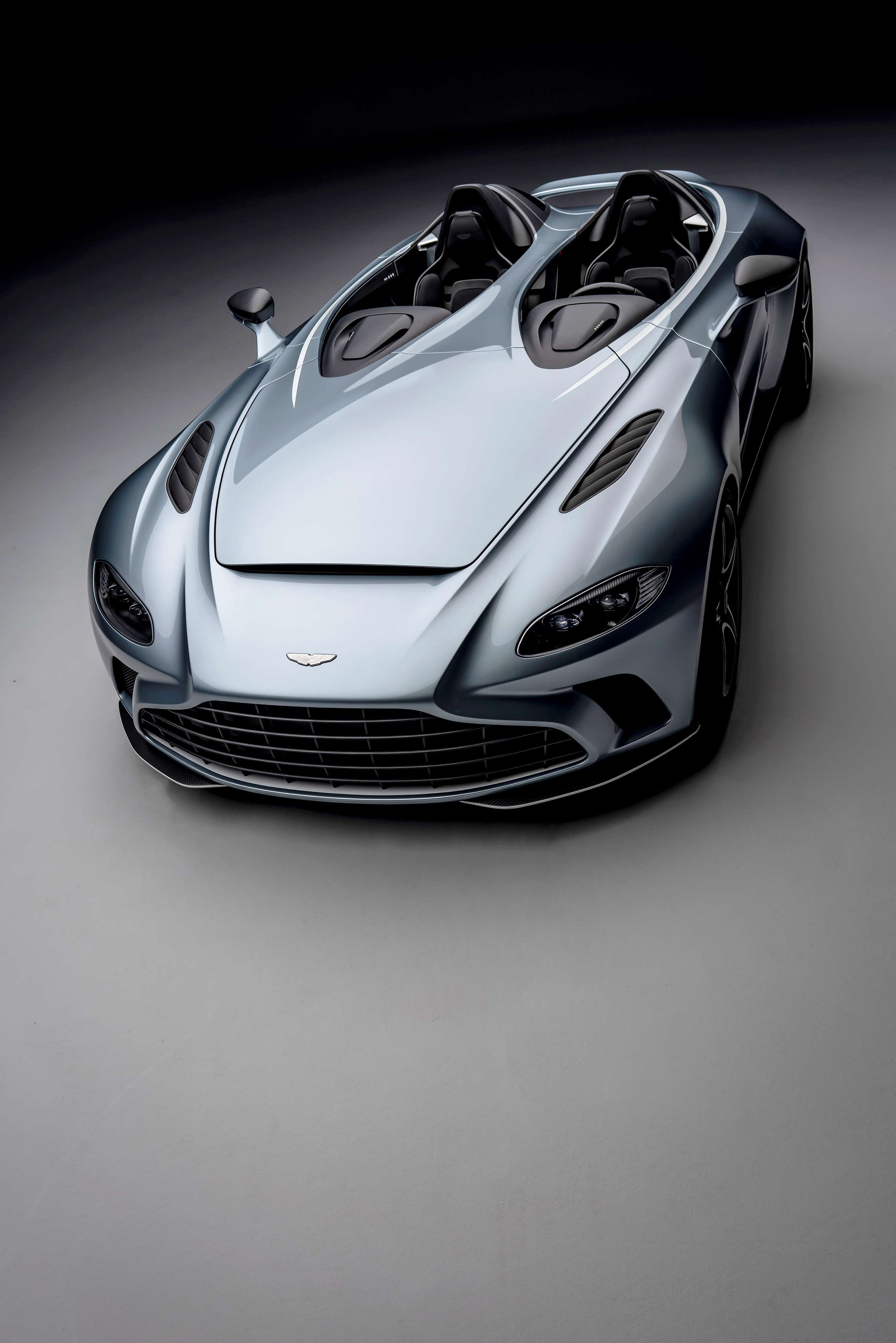 The Aston Martin V12 Speedster is a roofless Vantage inspired by a ...
