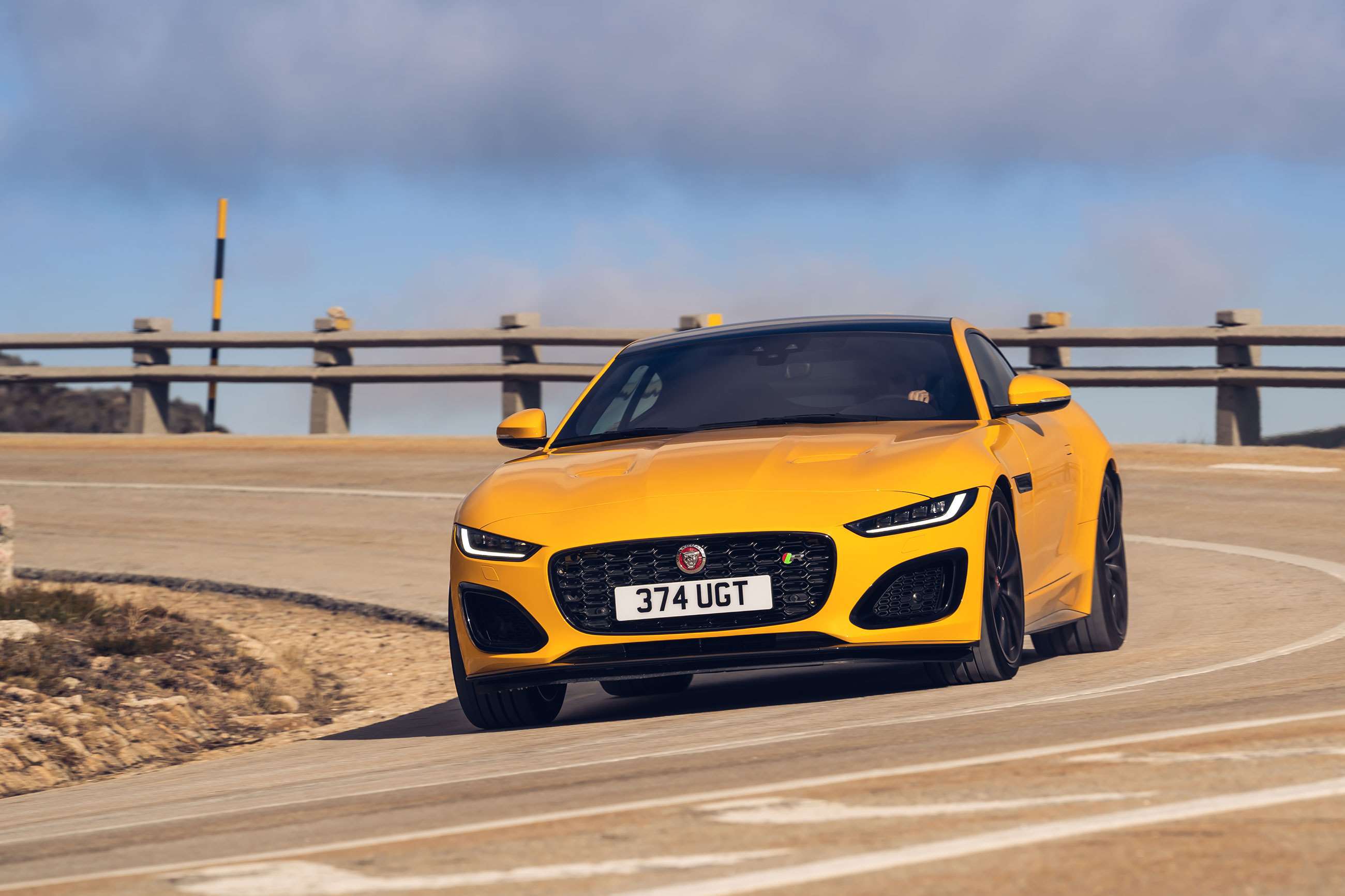 Review: Jaguar F-Type R | GRR