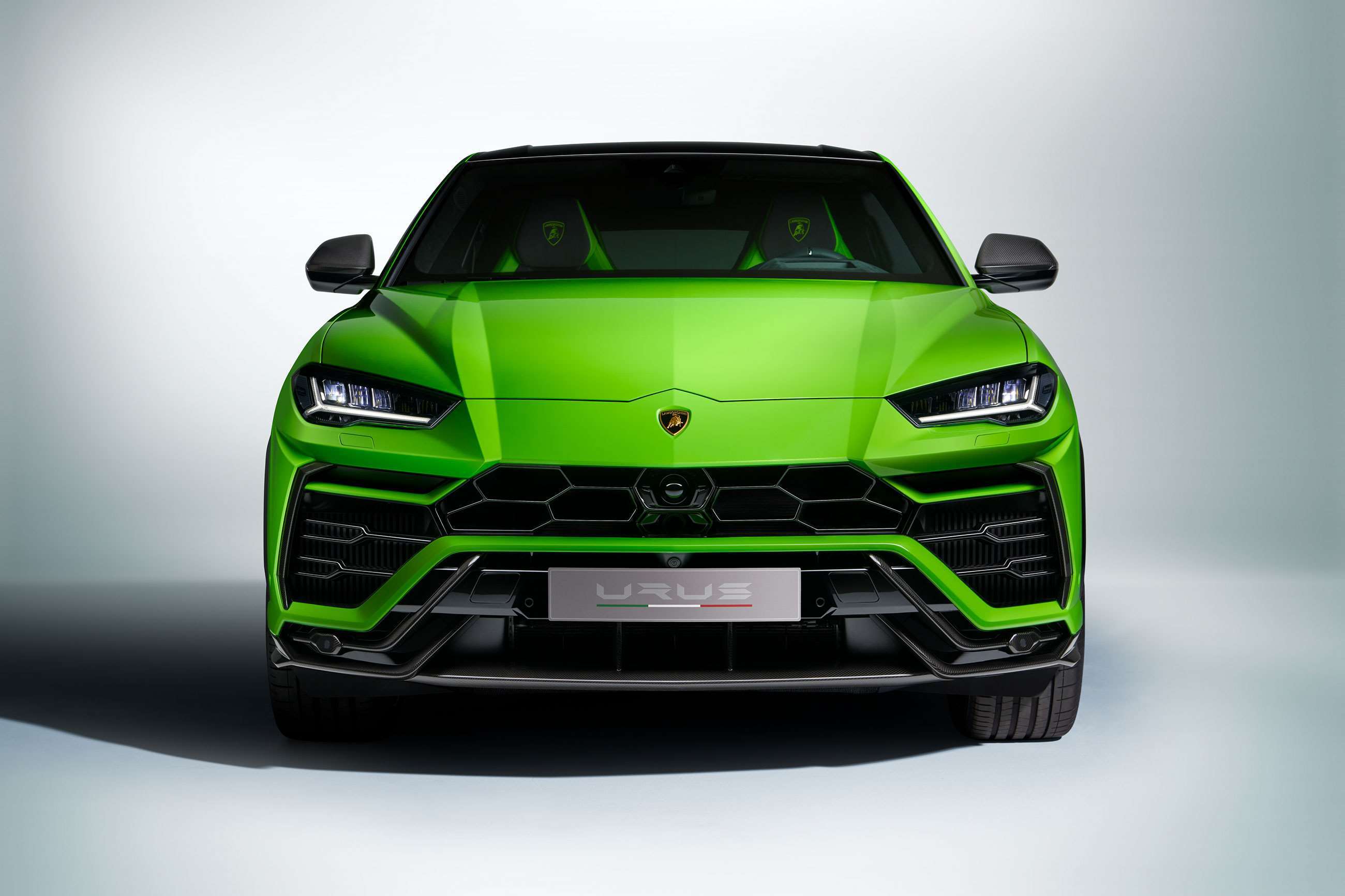 The Lamborghini Urus Pearl Capsule specials are as bright as Smarties | GRR