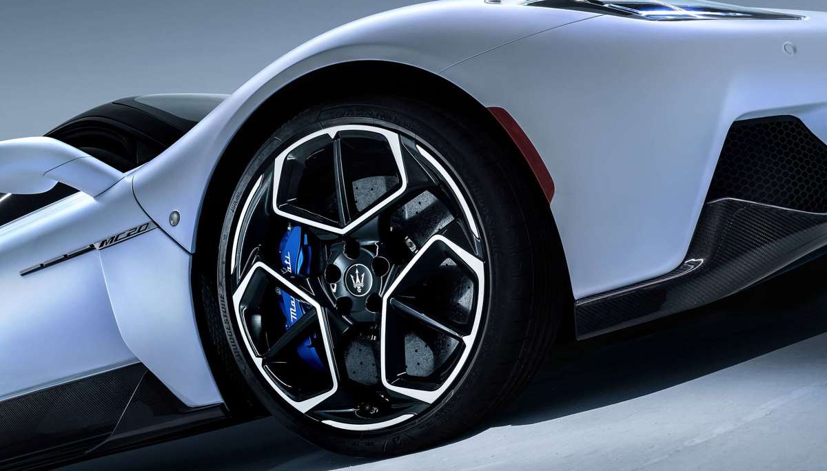 The Maserati MC20 is a 620PS mid-engined supercar | GRR