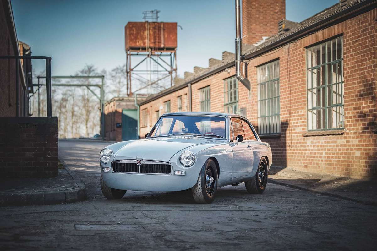 The six best reborn classic cars (List) | GRR