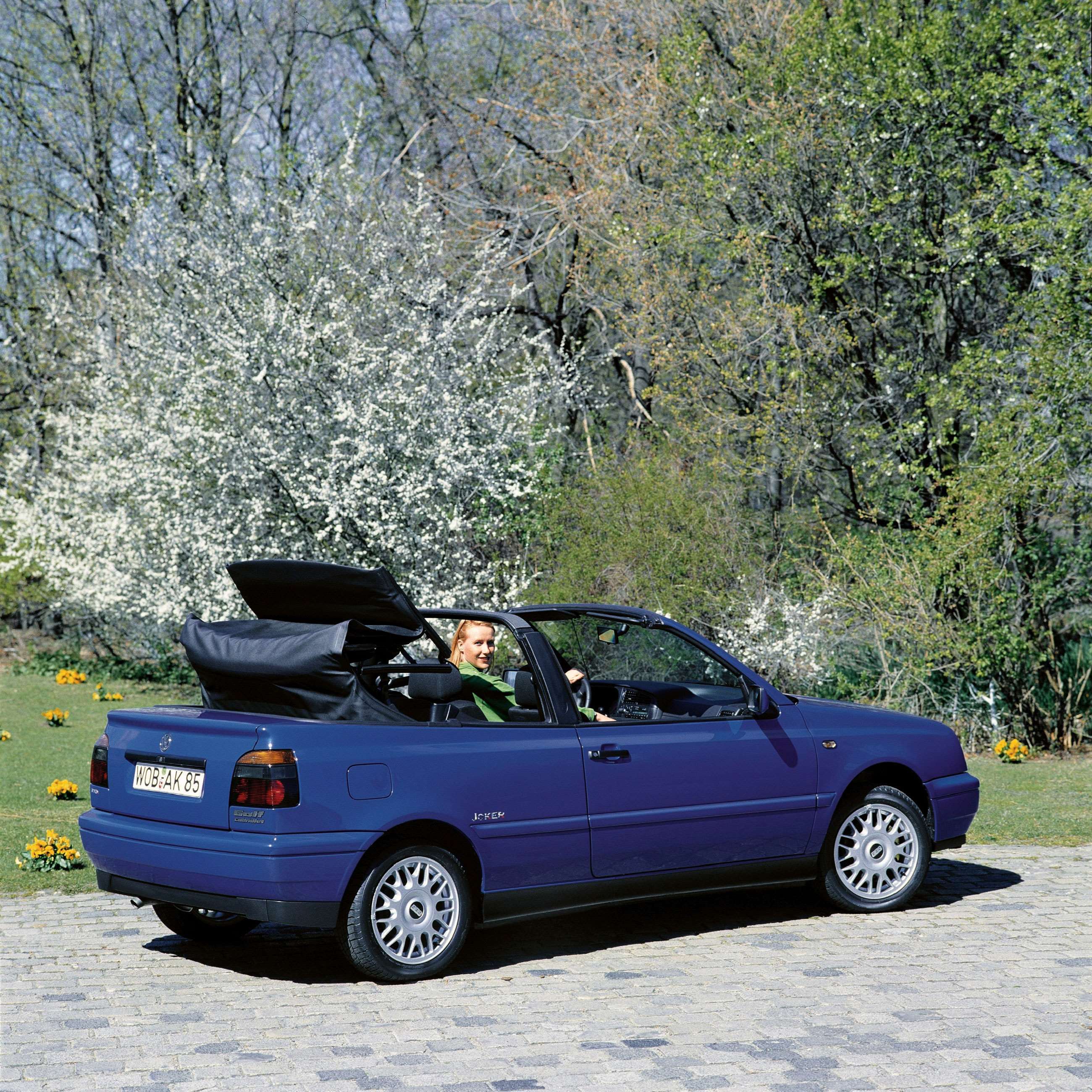 Eight bargain family convertibles for summer | Axon's Automotive Anorak ...