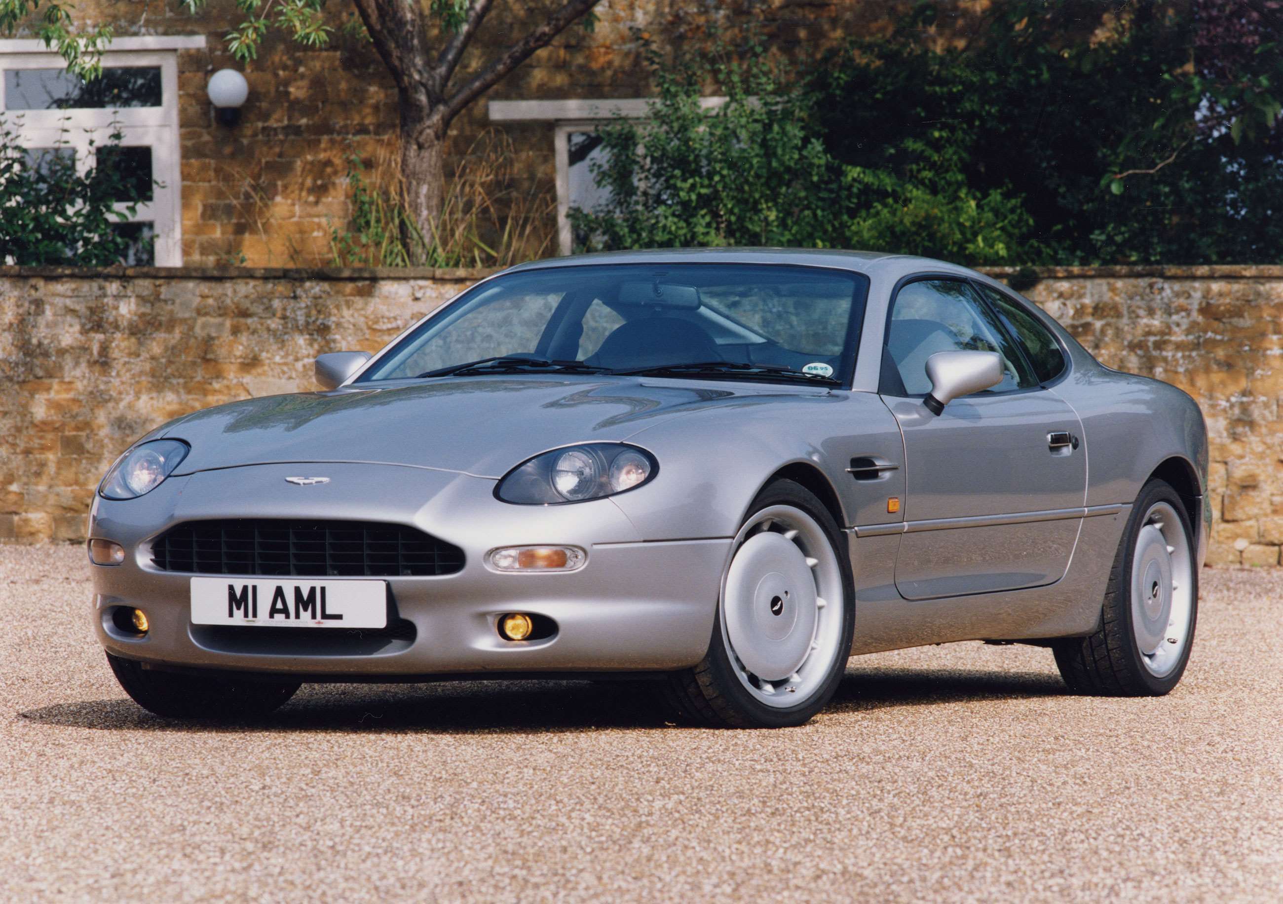 The 11 most beautiful cars of all time (List) | GRR