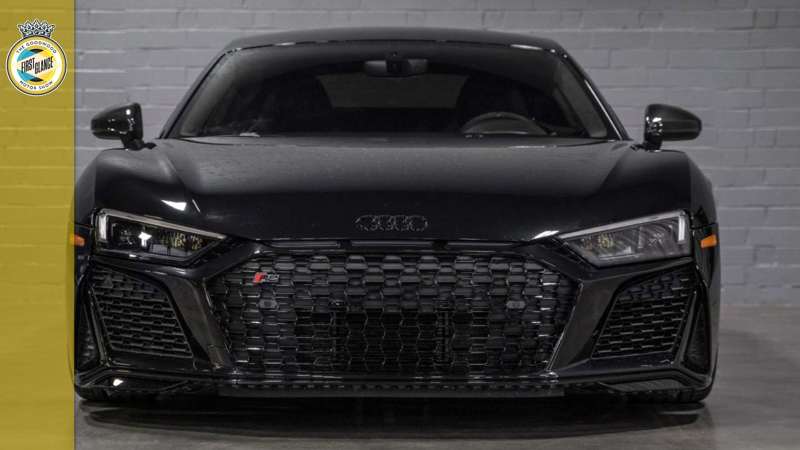 There’s finally a manual Audi R8 | GRR
