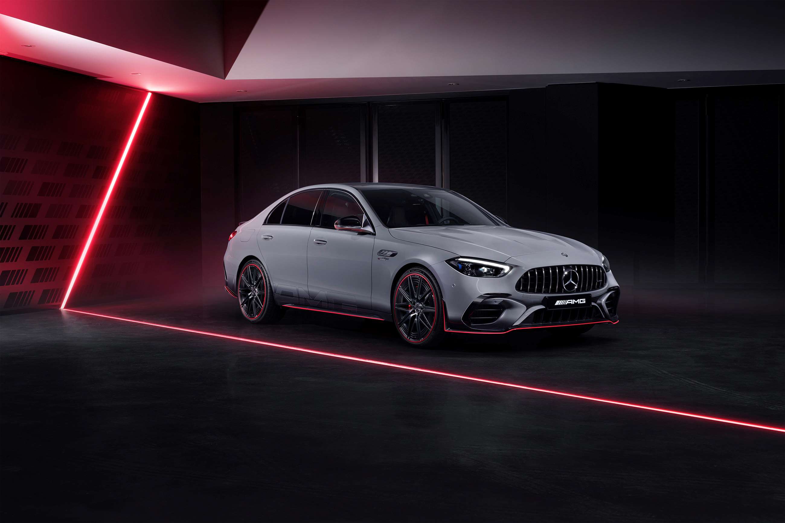 Mercedes-AMG C63 S E Performance gets bold F1 Edition | GRR