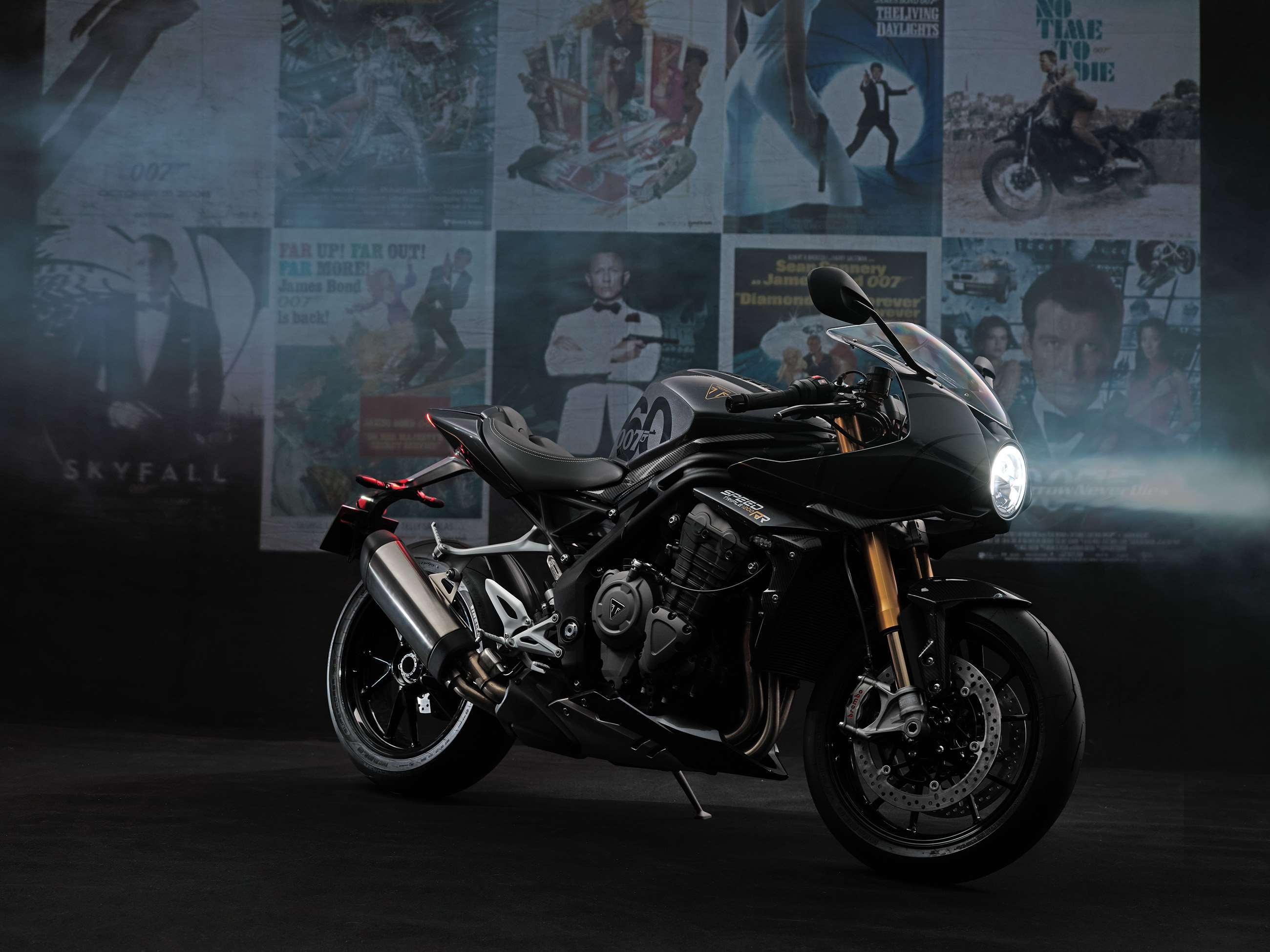 Triumph celebrates 60 years of 007 with Bond Edition | GRR