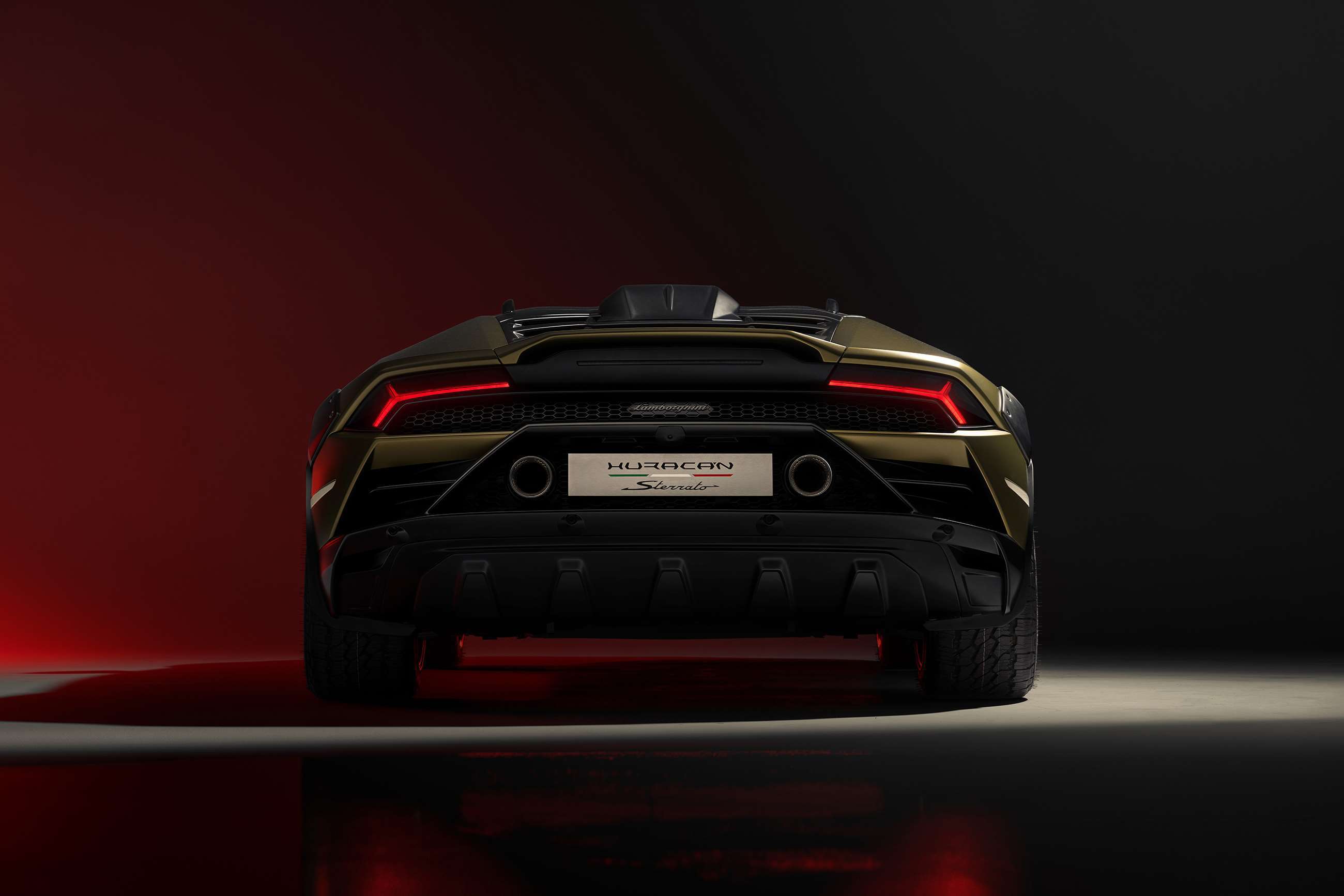 Lamborghini Huracan Sterrato is the ultimate off-road supercar | GRR