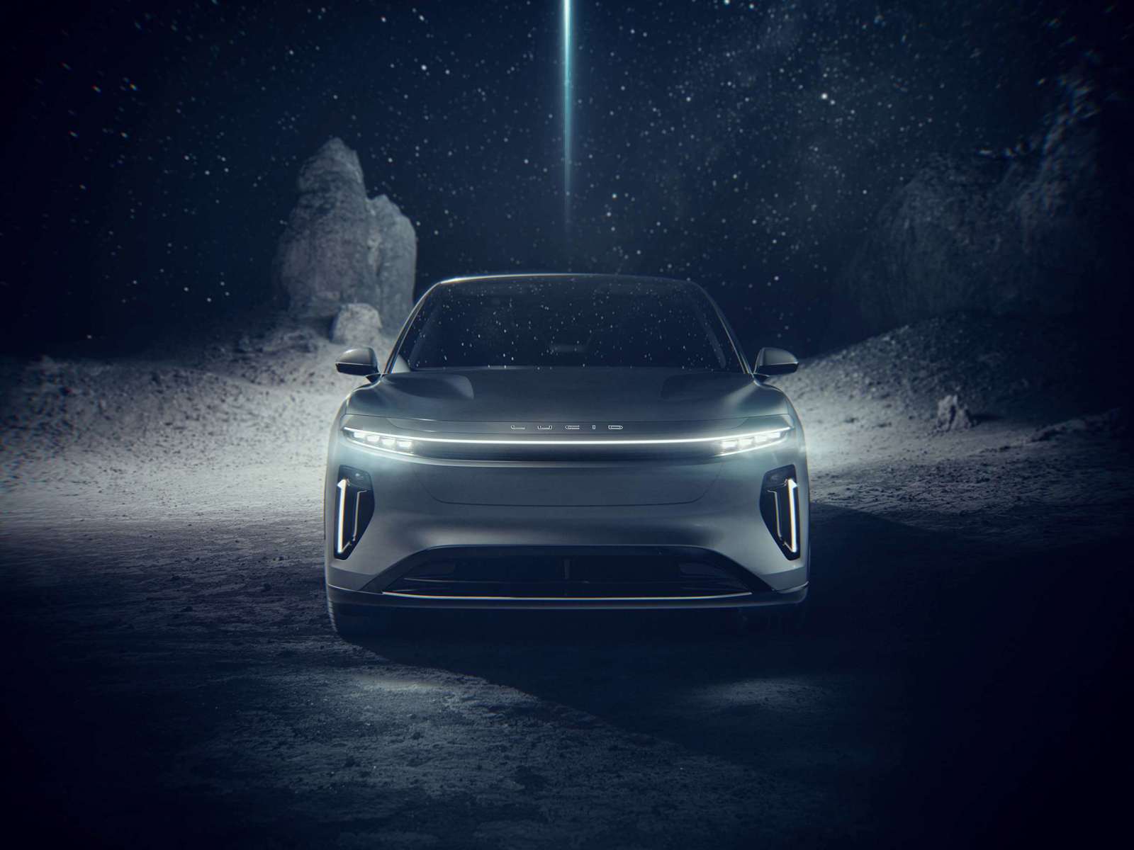 Lucid Gravity ultra-luxury EV SUV teased | GRR