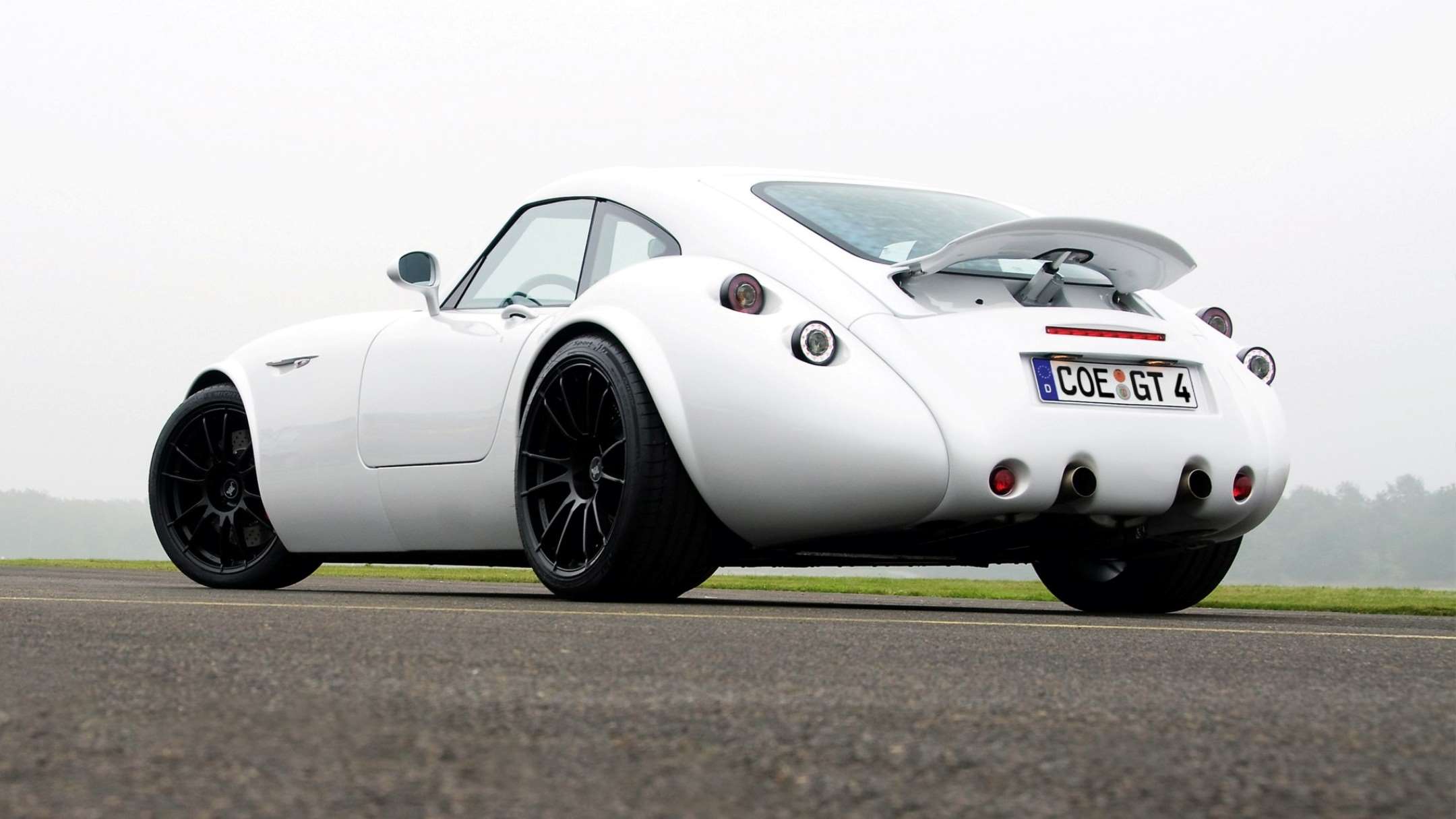 The best German supercars ever made (list) | GRR