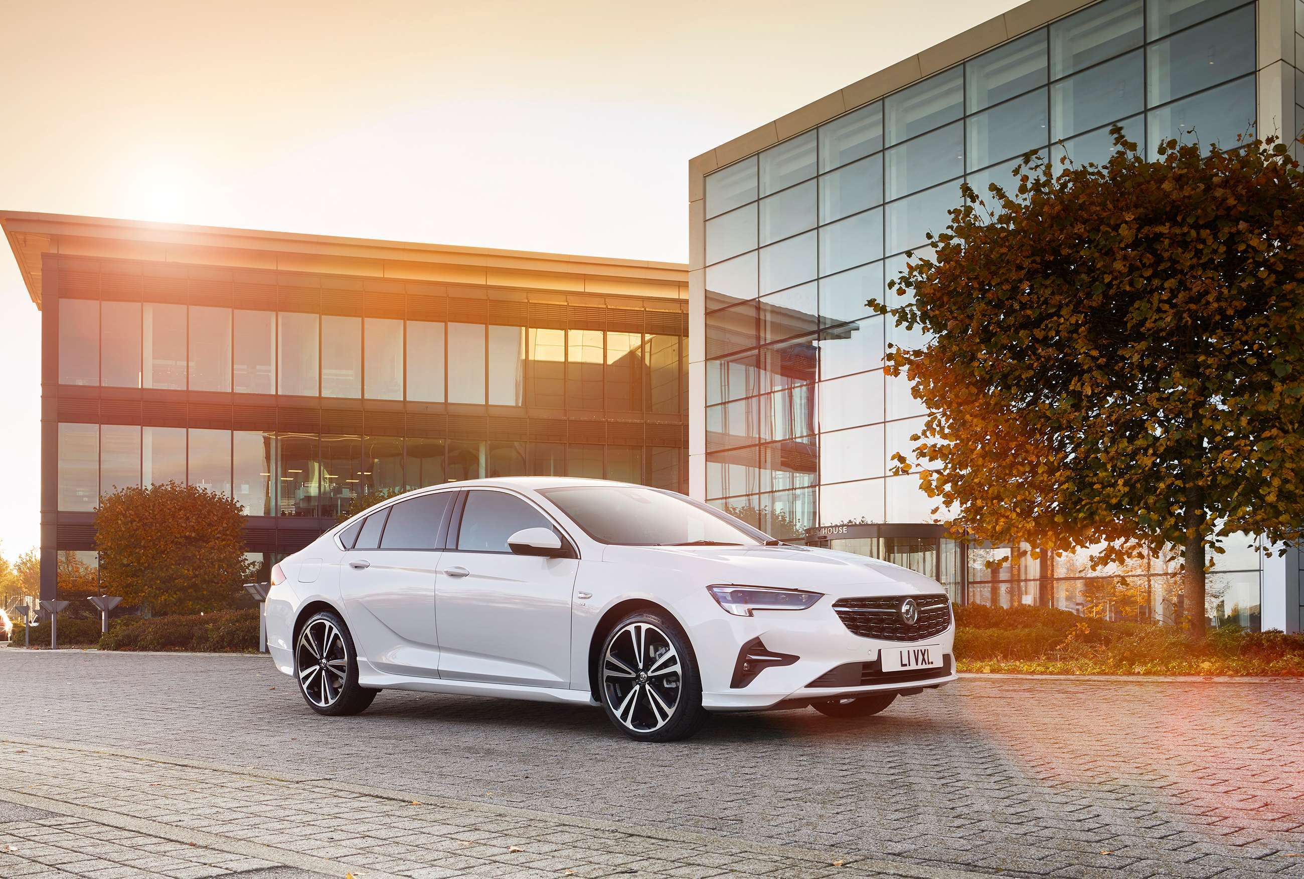 The family saloon is about to die | GRR