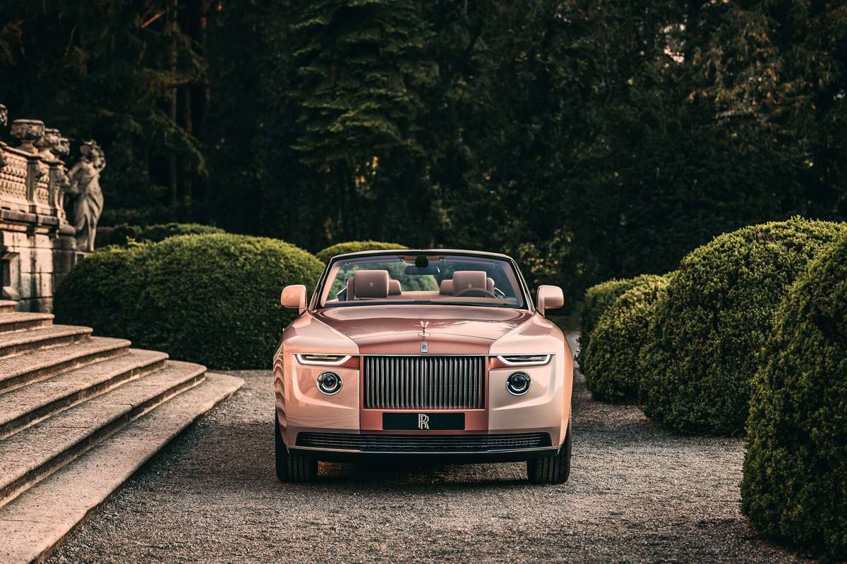 Rolls-Royce unveils second Boat Tail custom build | GRR