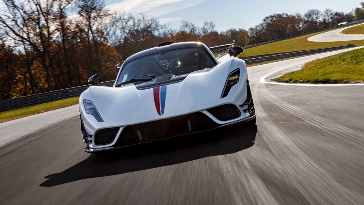 1,842PS Hennessey F5 Revolution is a carbon-clad track weapon | GRR