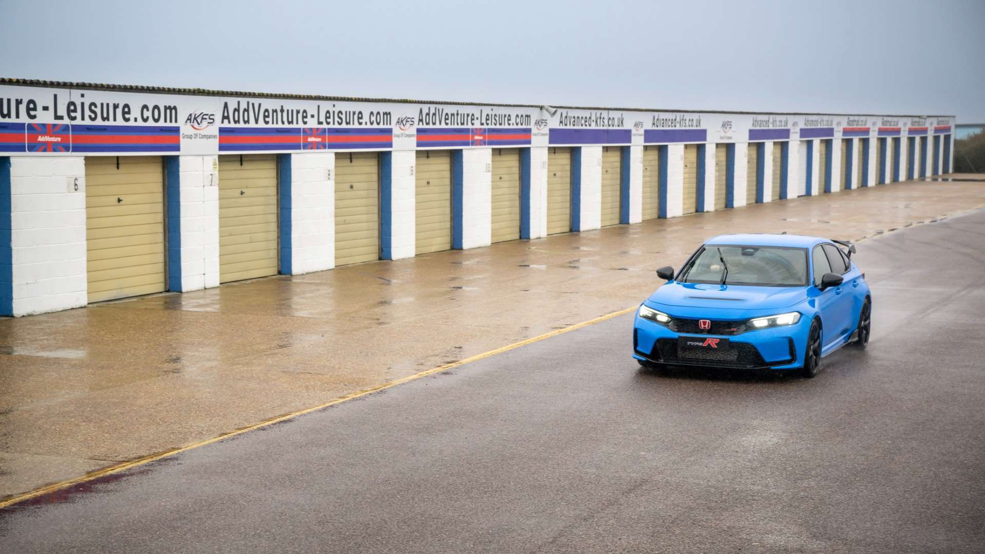 Honda Civic Type R: FL5 vs FK8 | GRR