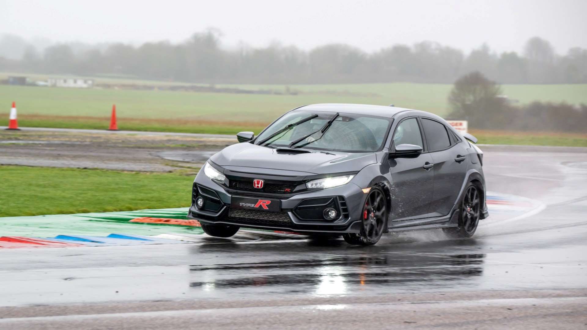 Honda Civic Type R: FL5 vs FK8 | GRR