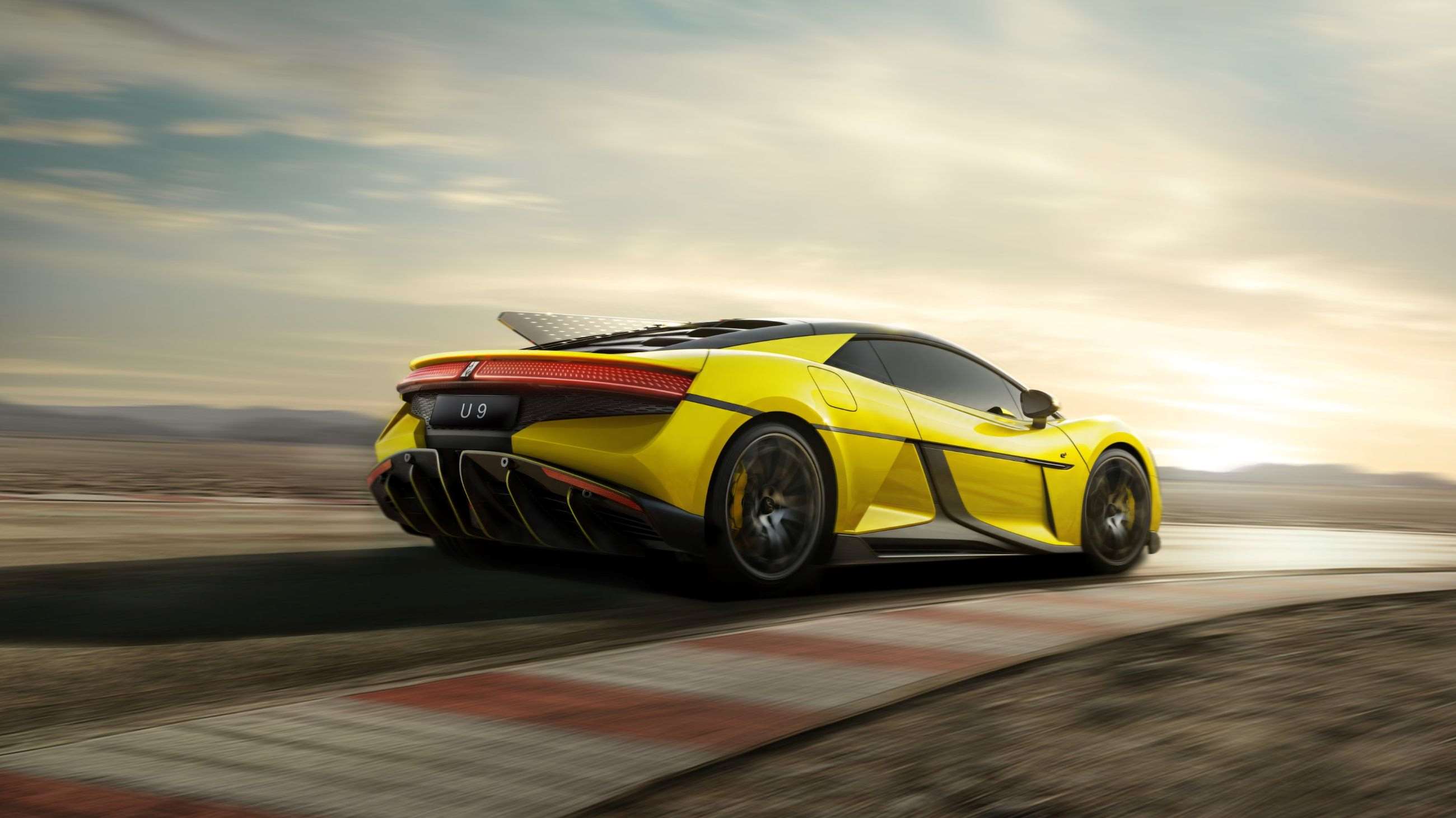 YangWang U9 is the world's newest electric hypercar | GRR