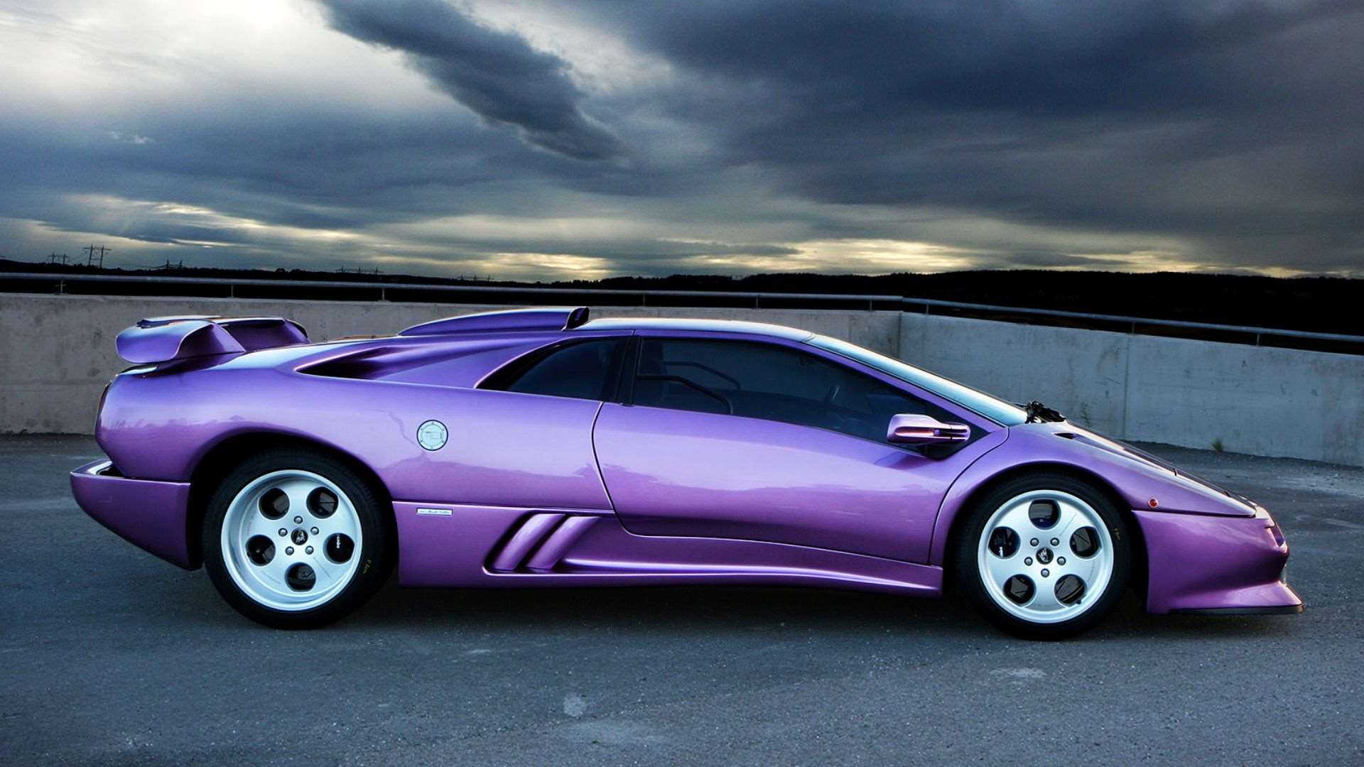 The 10 best V12 Lamborghinis | GRR