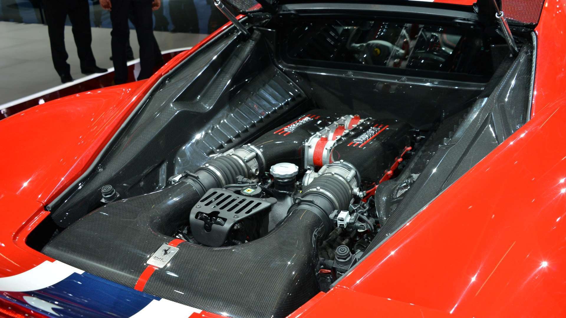 [Video] The best V8 engines | GRR