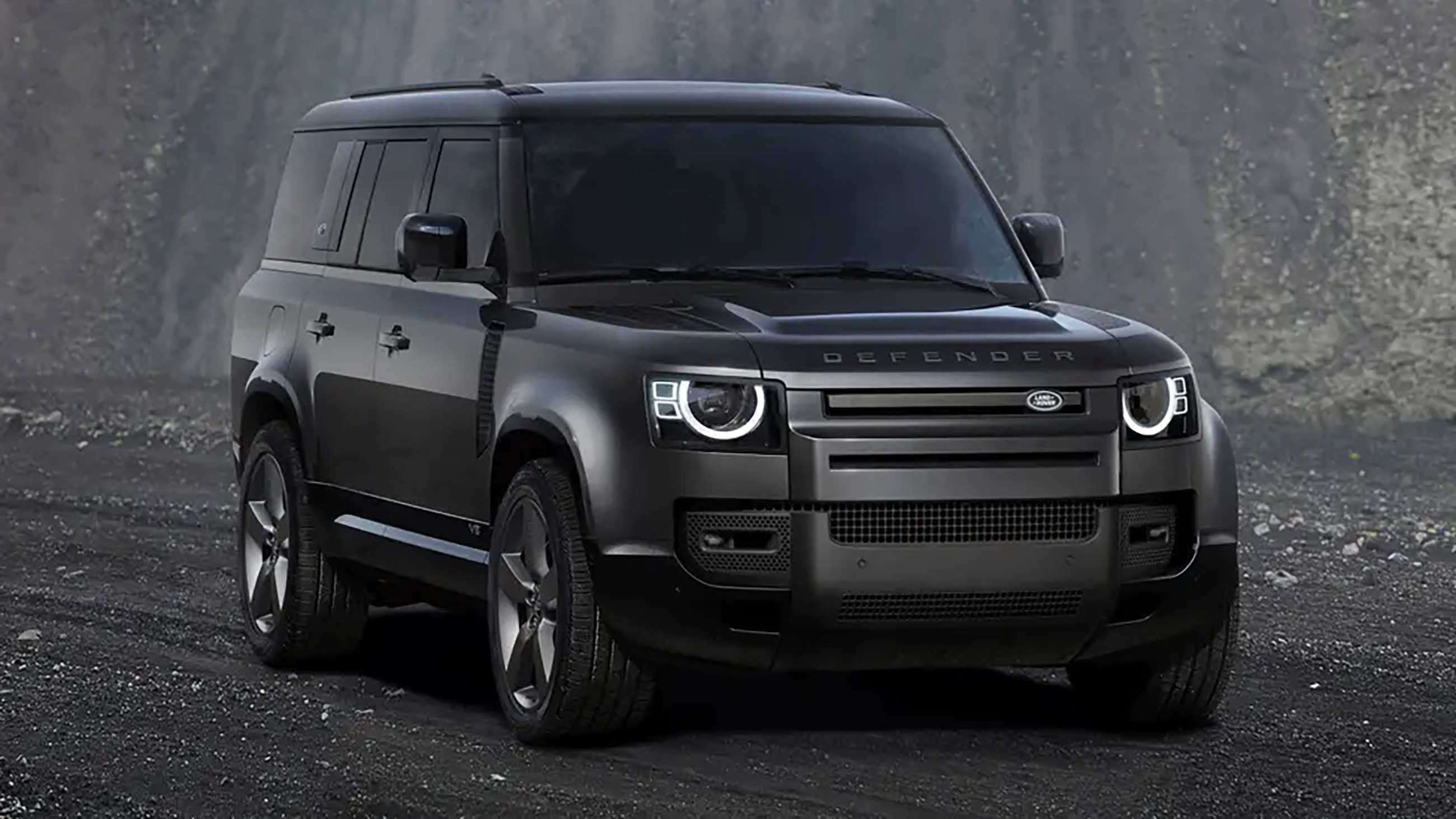 Land Rover Defender 130 V8 revealed as £116,000 flagship | GRR