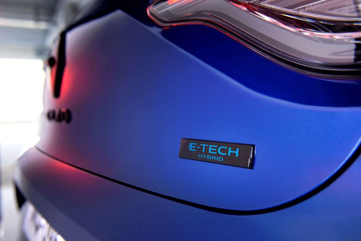 New hybrid Renault Clio gets an Alpine spec | GRR