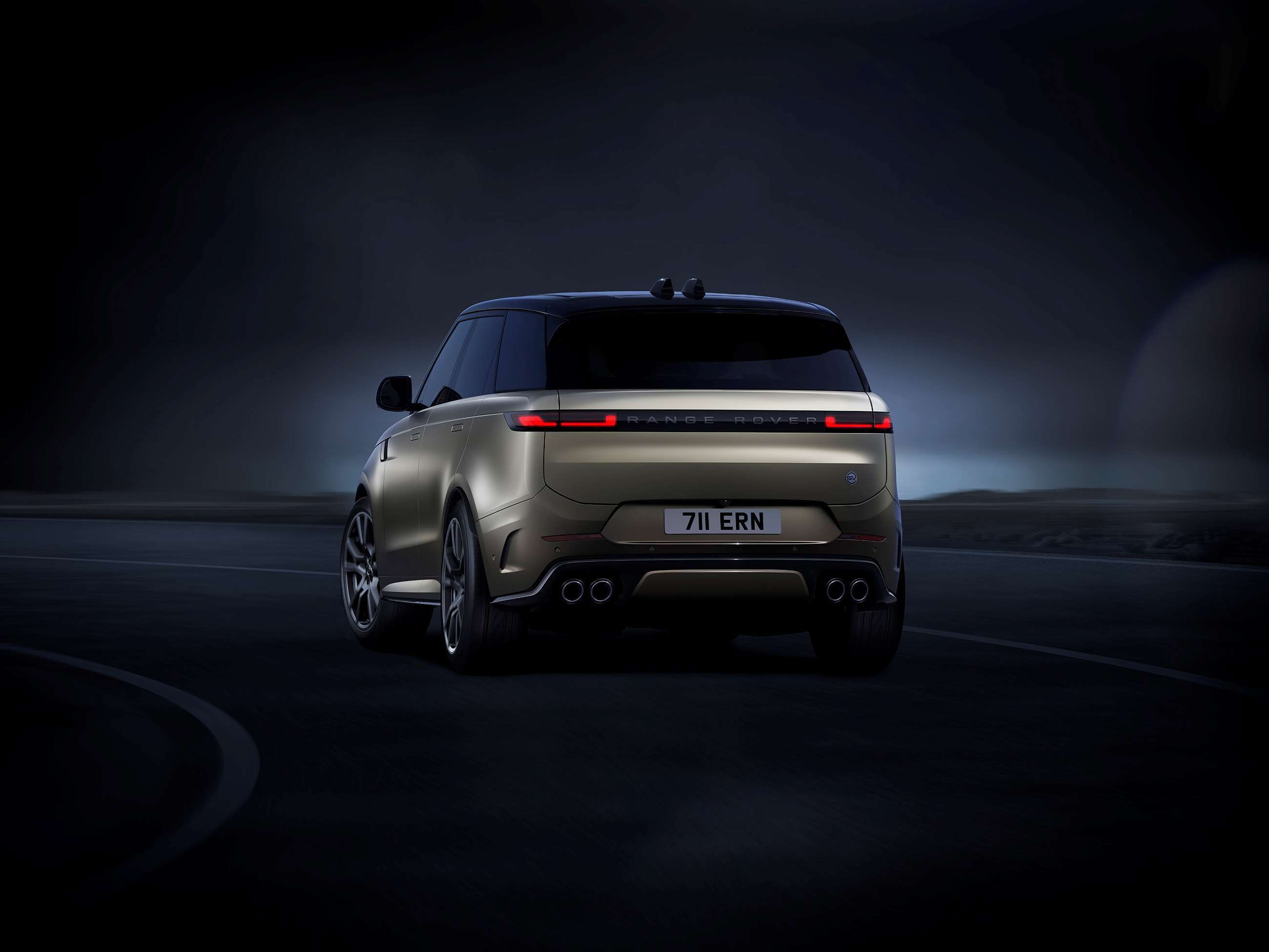 Range Rover Sport SV packs 635PS V8 and carbon wheels | GRR