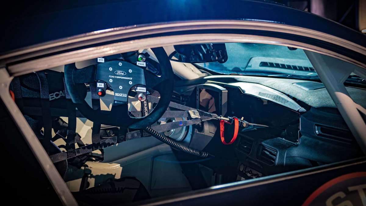 Ford Mustang Dark Horse R is a one-make muscle car racer | GRR