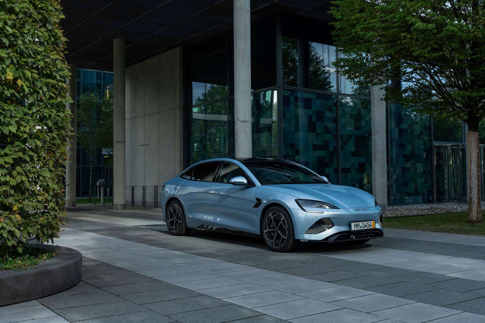 The BYD Seal is a 530PS streamlined rival to the Tesla Model 3 | GRR