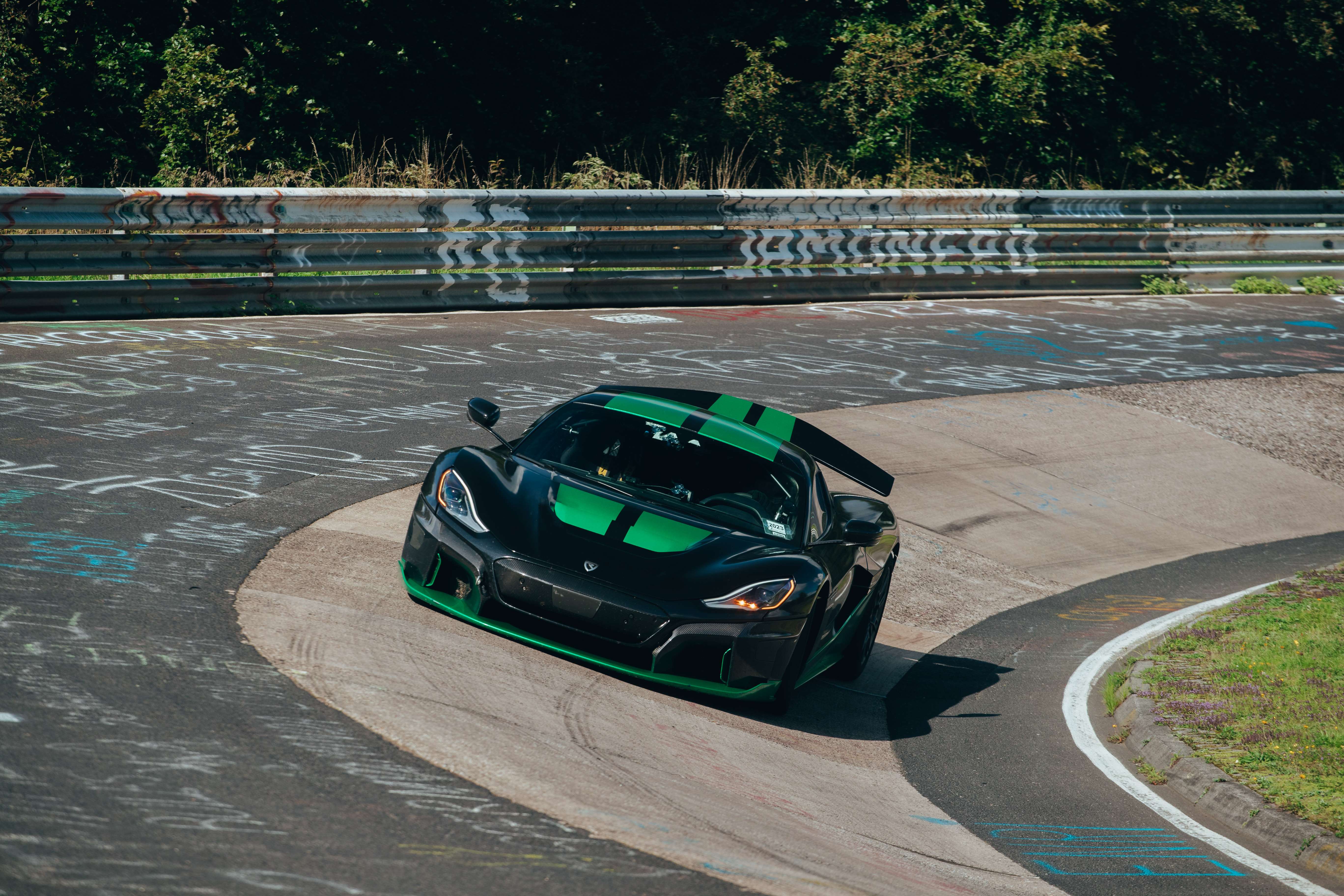 Rimac Nevera sets a new record at the Nürburgring | GRR