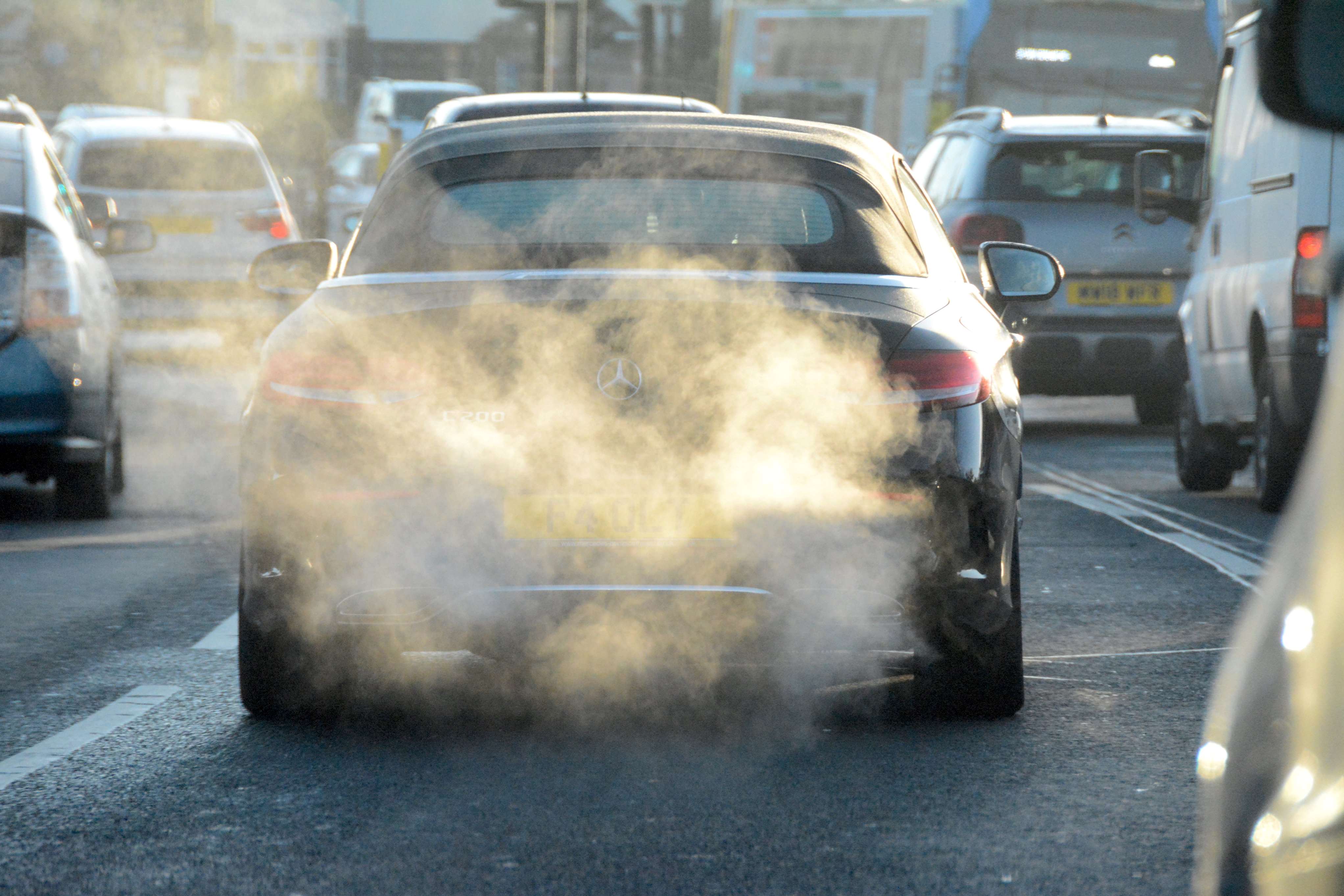 Government's EV sales mandate clarified up to 2030 | GRR