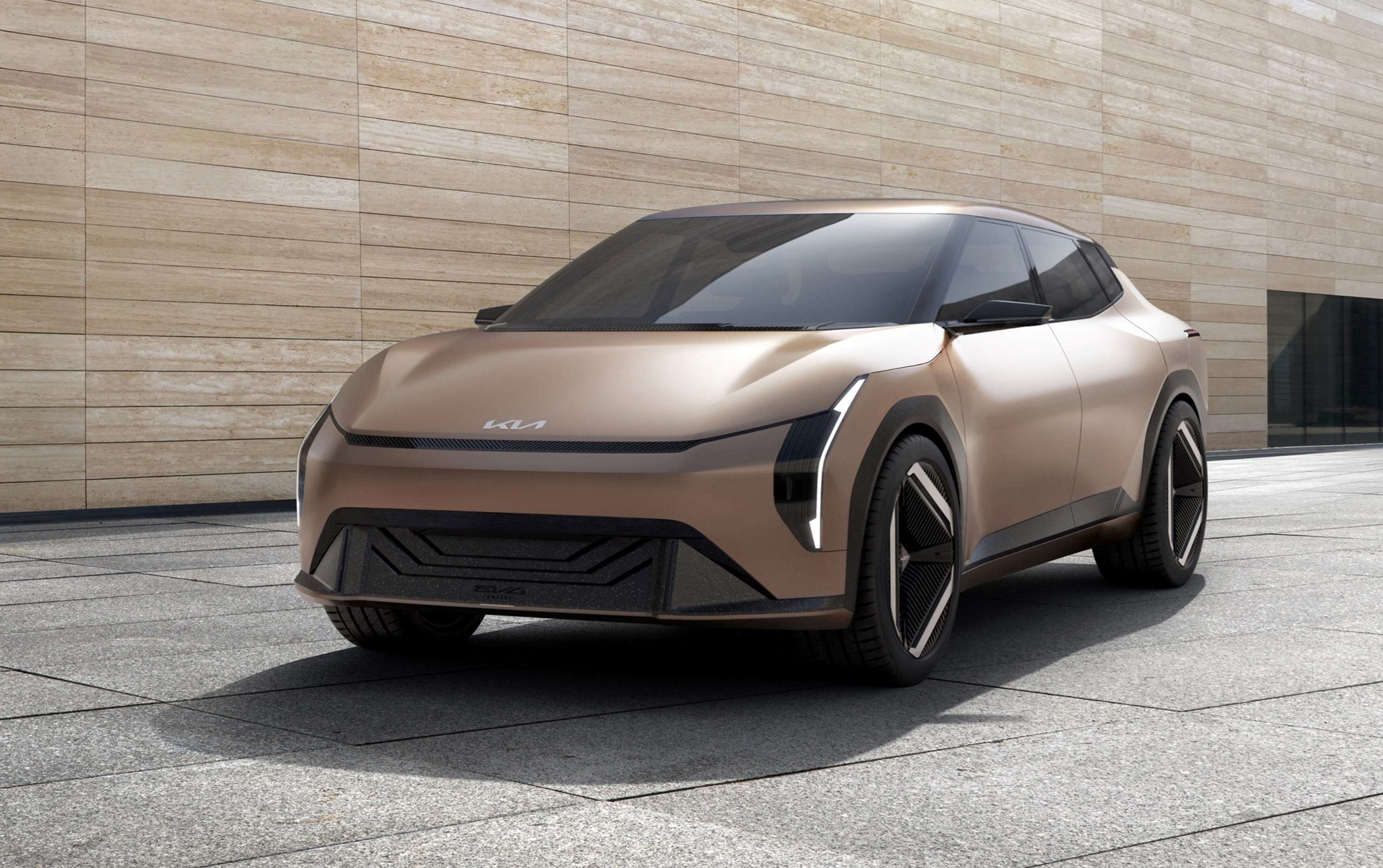 Kia EV4 concept "redefines" the EV saloon | GRR