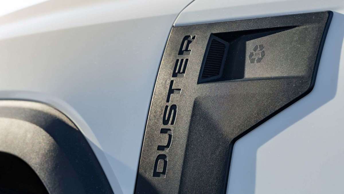 2024 Dacia Duster could be the coolest crossover | GRR