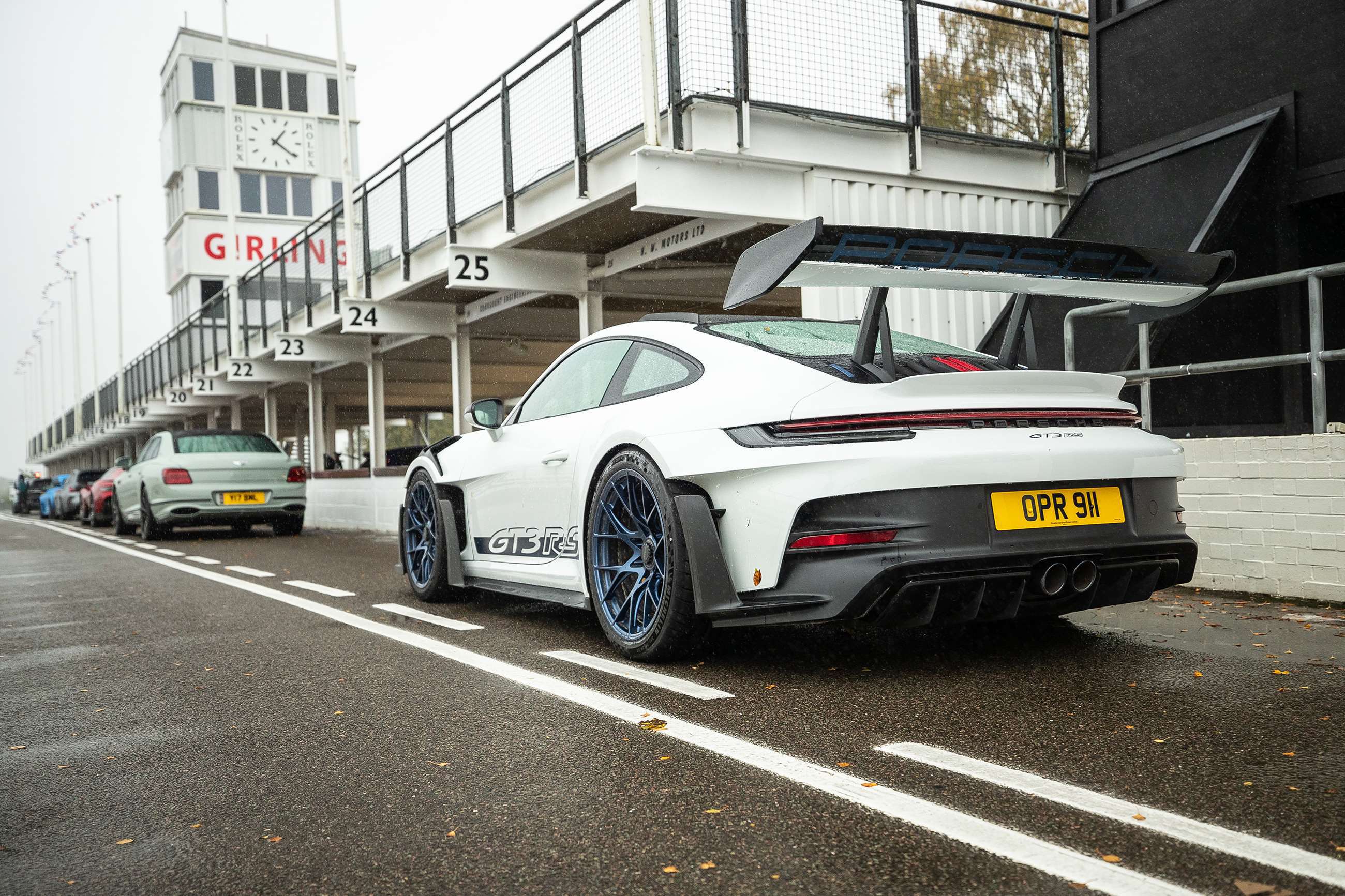 The Porsche 911 GT3 RS is the peak of track day performance | Cars of ...