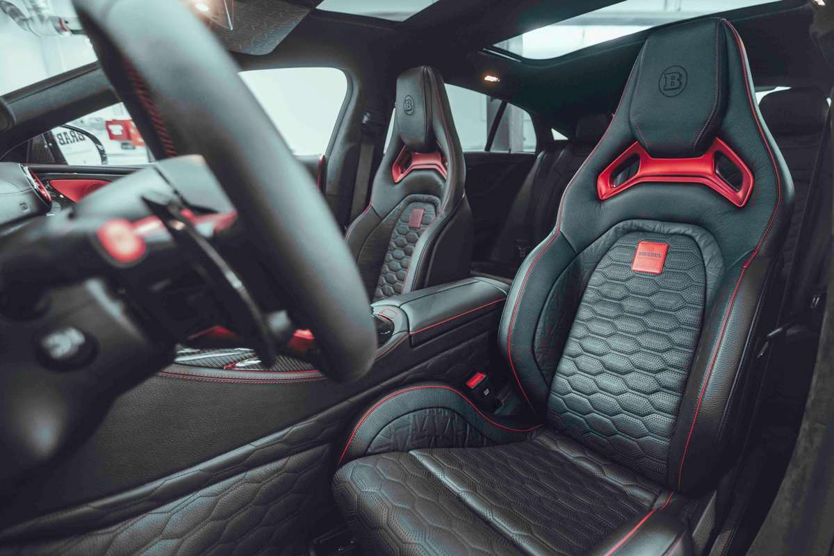 Rocket 1000 is the most powerful Brabus ever | GRR