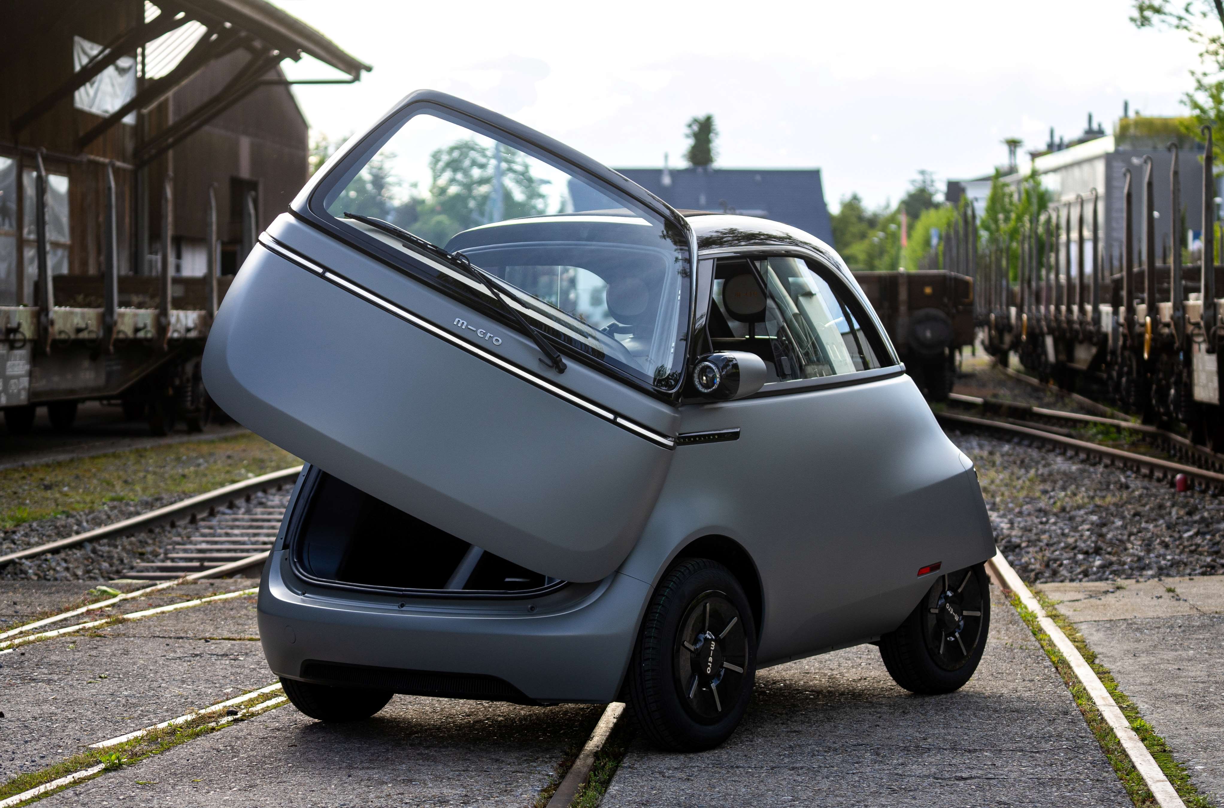 Micro Mobility Microlino brings bubble cars back to the UK