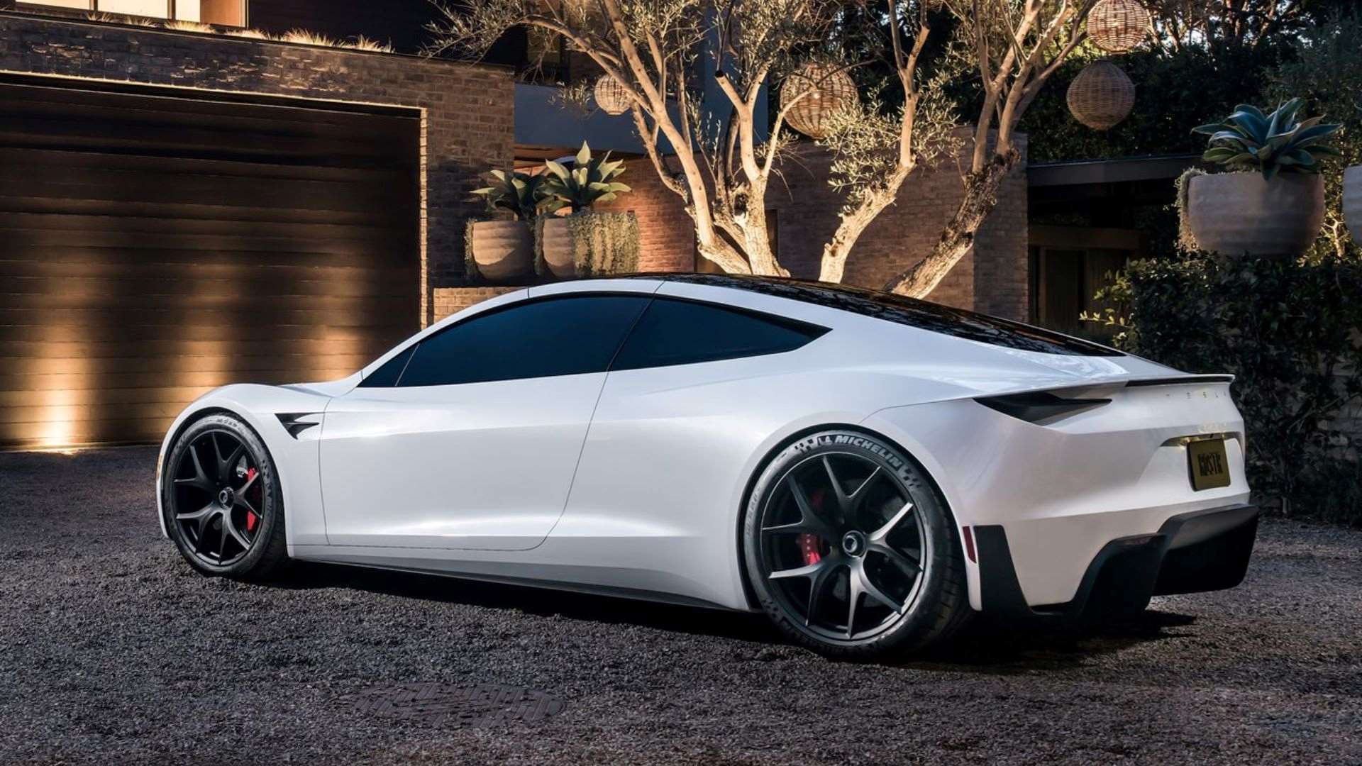 Elon Musk says the new Tesla Roadster will debut this year | GRR