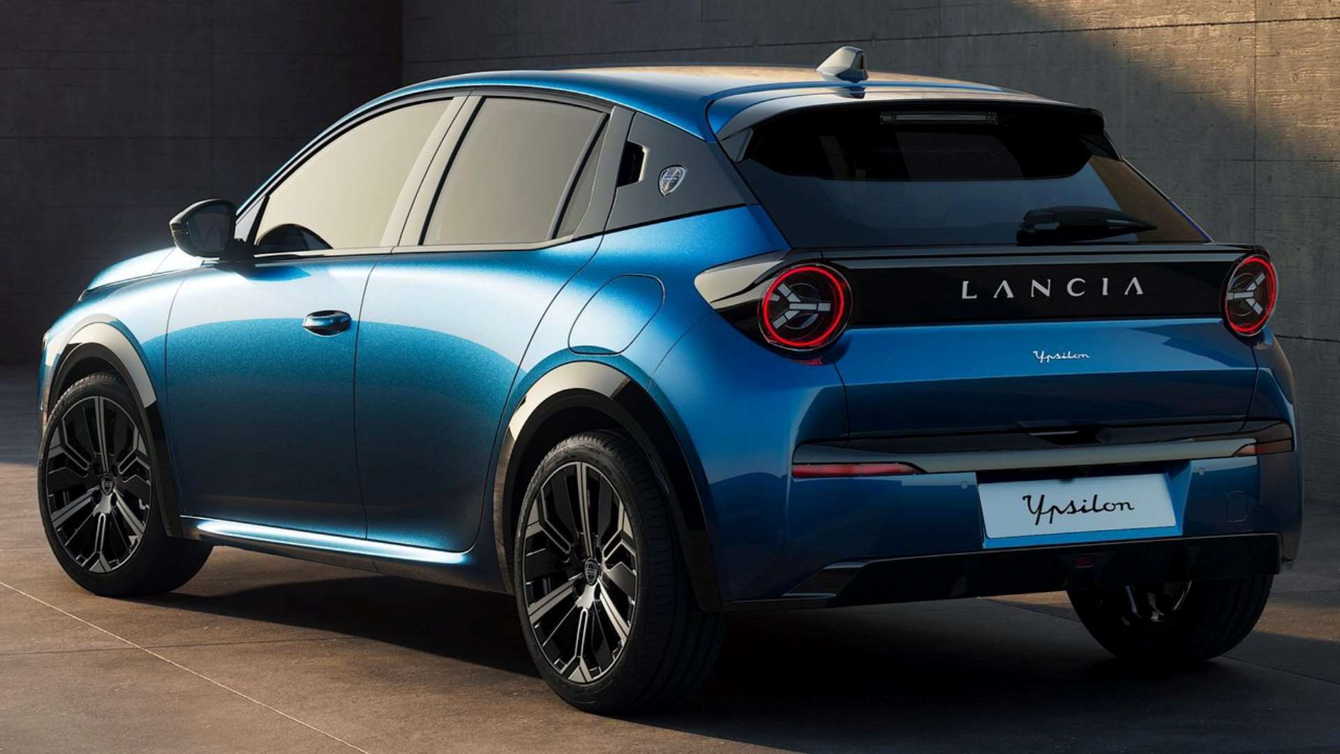 Lancia finally re-heats with 240PS Ypsilon HF for 2025 | GRR