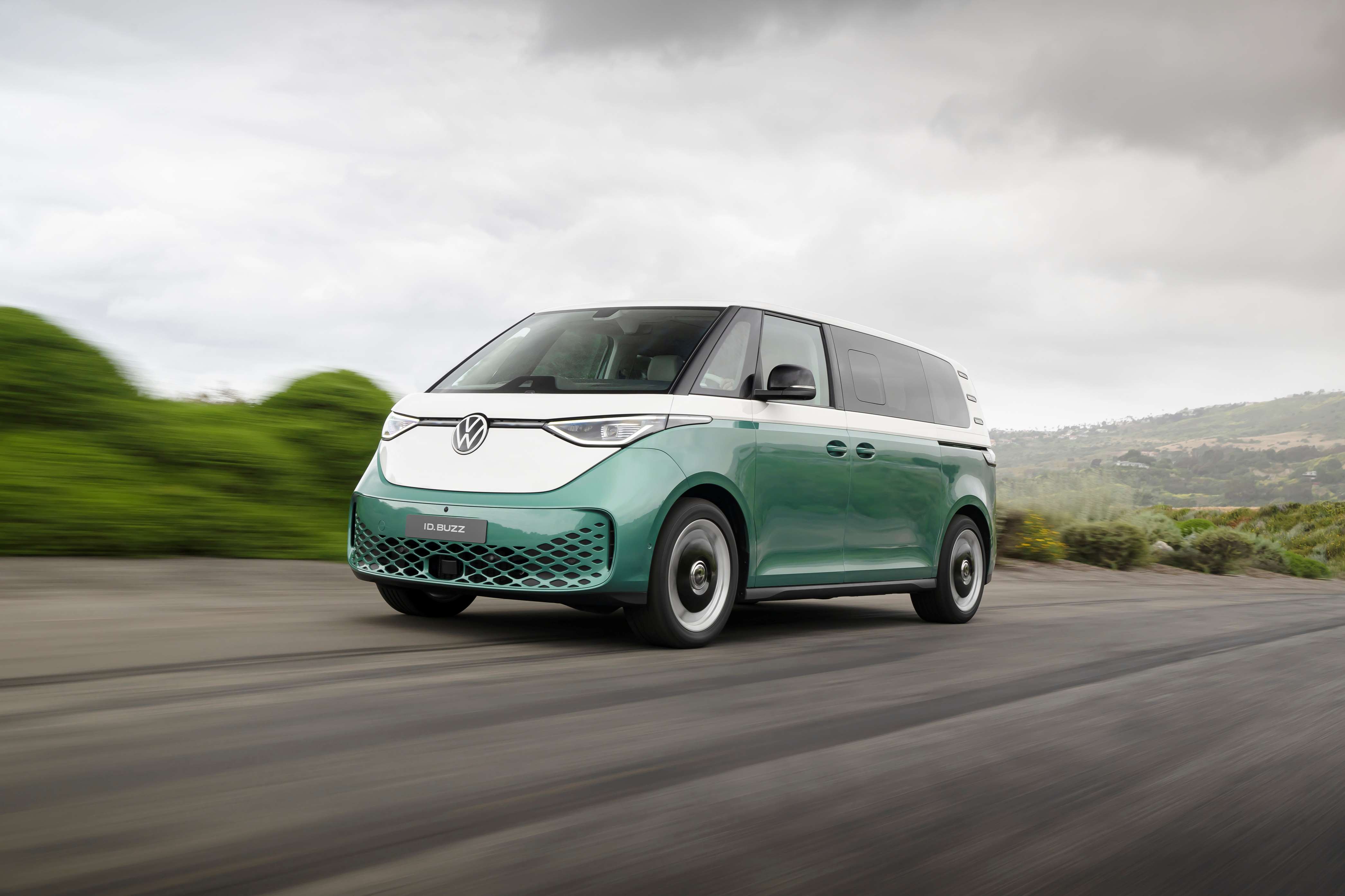 The 10 best cars for extra-large families