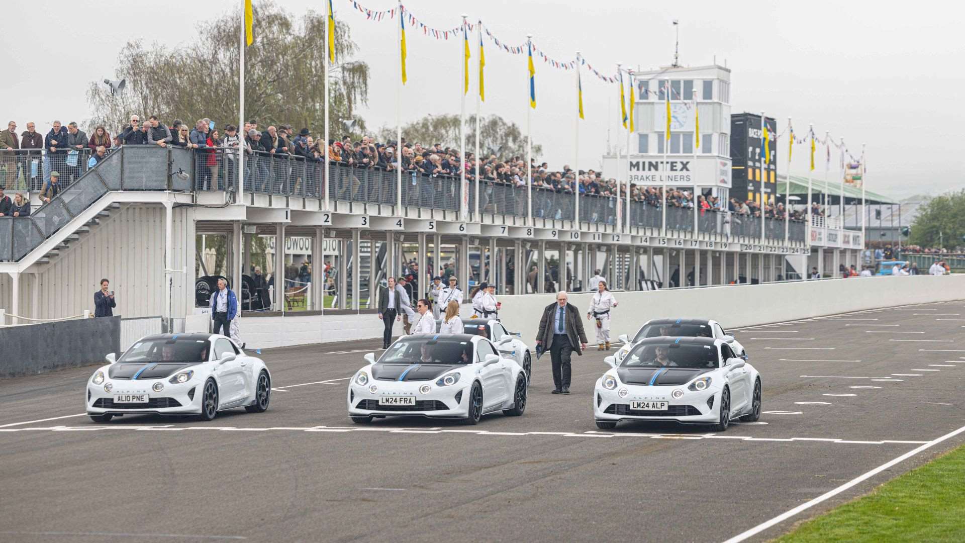 Cars with no rear screens | GRR