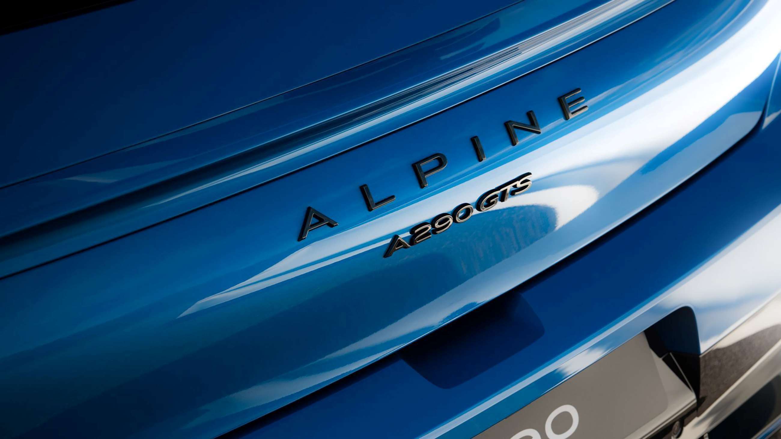 The Alpine A290 is an A110-inspired EV hot hatch | GRR
