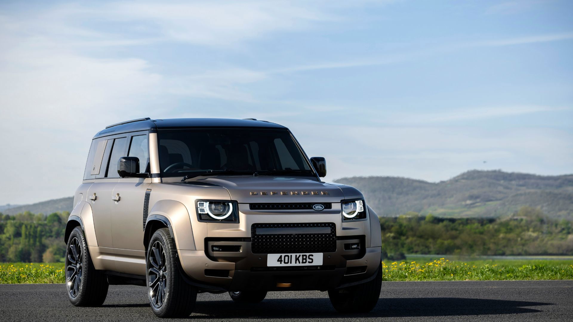 2025 Land Rover Defender OCTA: price, specs, and release date | GRR