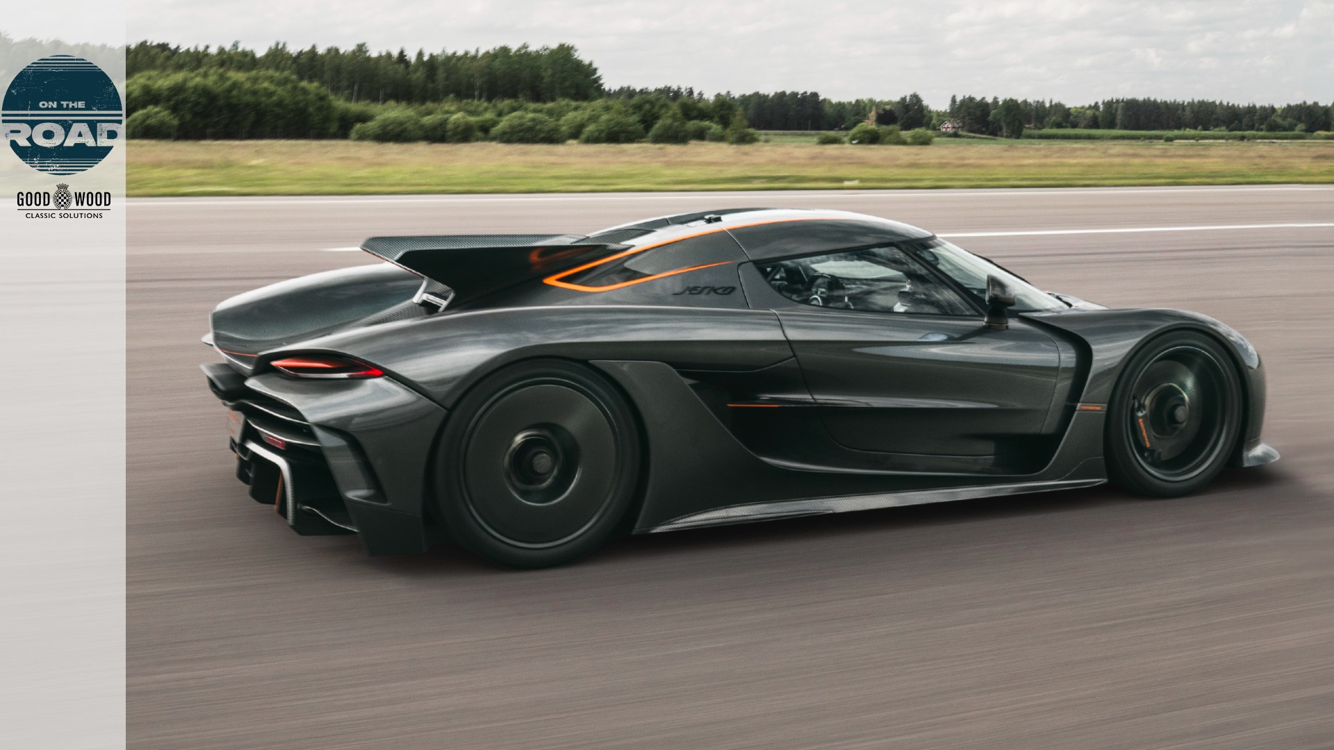 [Video] Koenigsegg Jesko Absolut breaks 250mph speed records