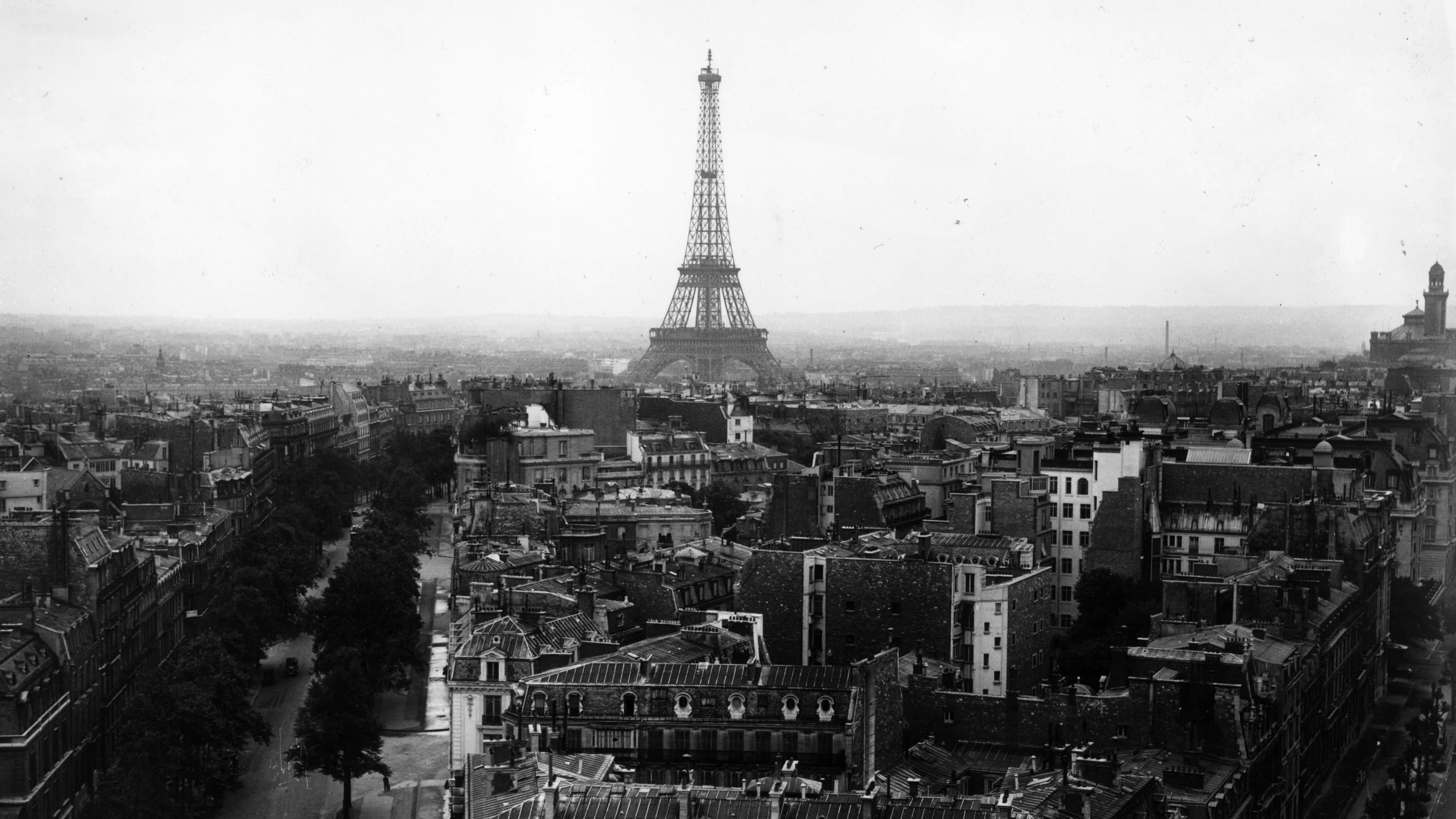 How Citroën helped make Paris the ‘City of Lights’ | GRR